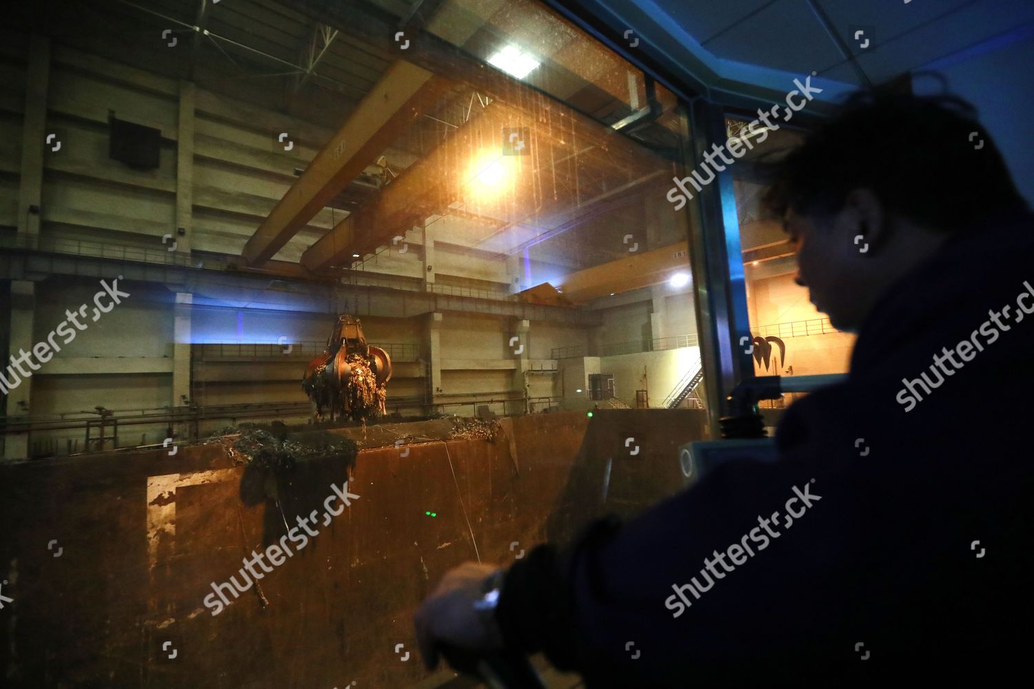Chinese Crane Operator Works Garbage Crane Editorial Stock Photo ...