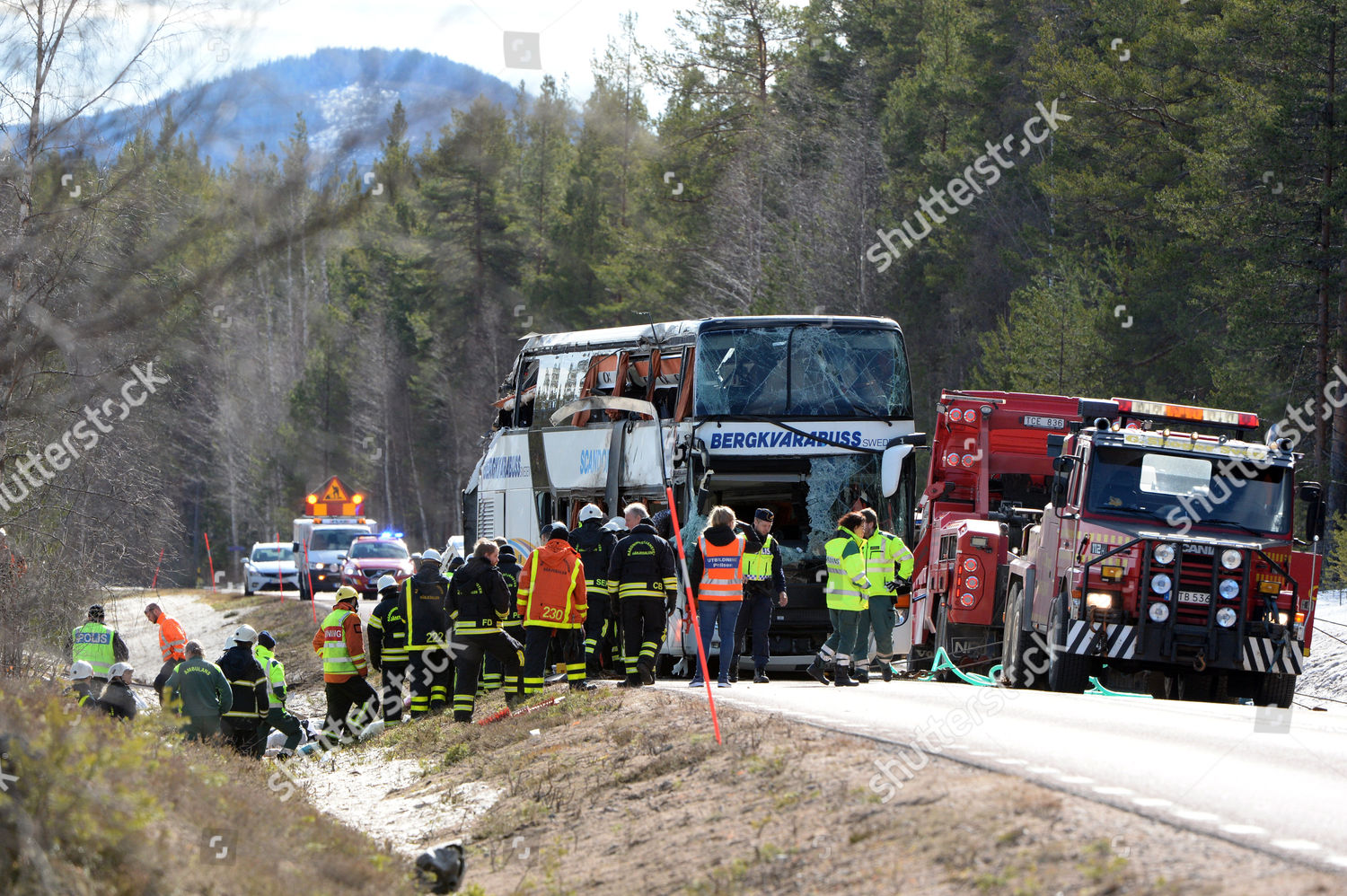 Emergency Services Rescue Helpers Gather Site Editorial Stock Photo ...