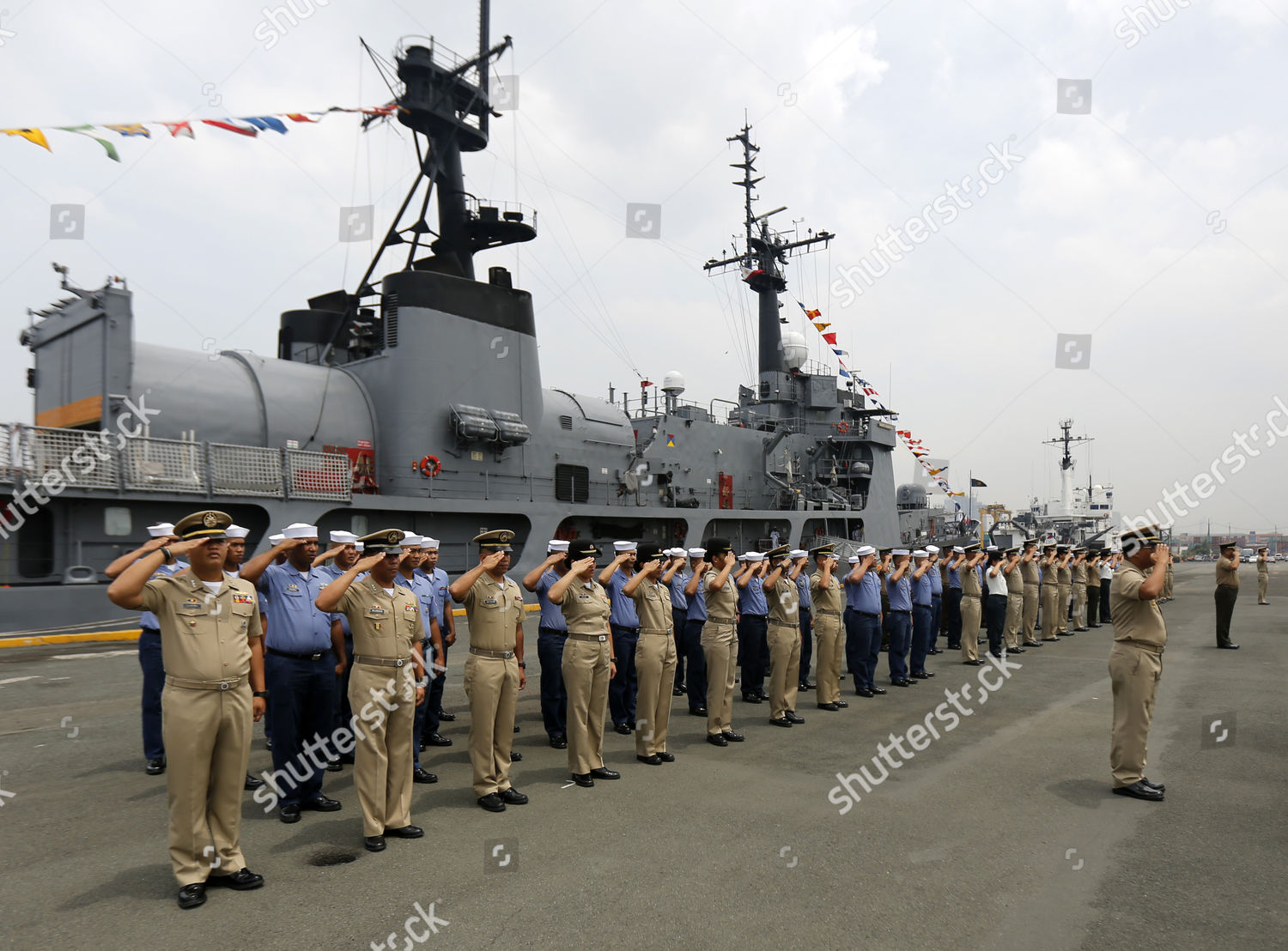 Filipino Navy Officers Personnel Salute Navy Editorial Stock Photo ...