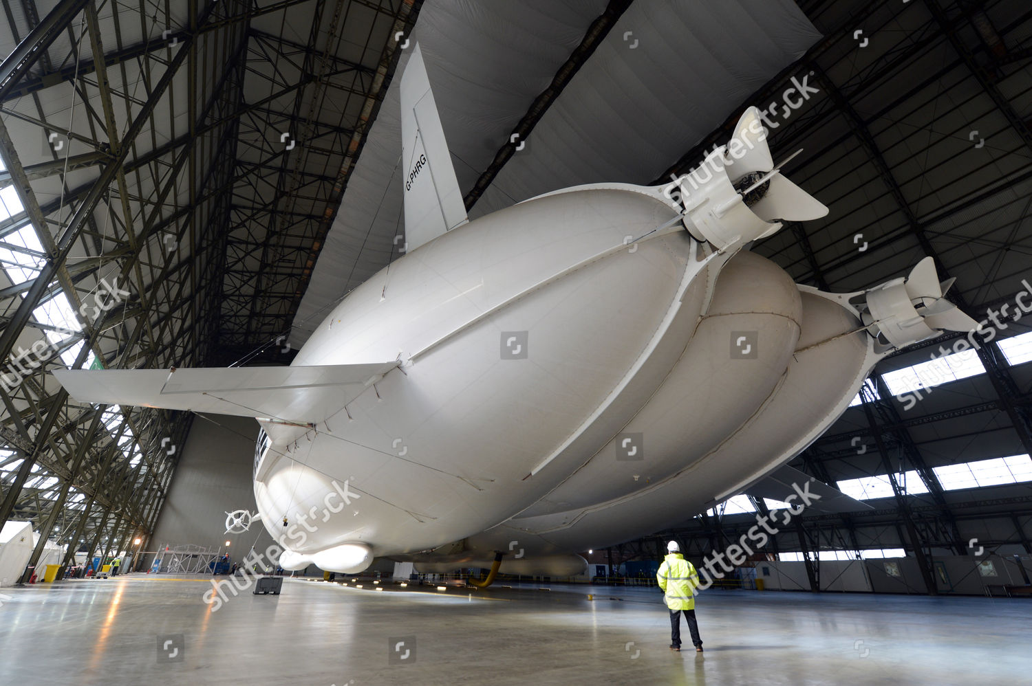Revolutionary Airlander 10 Hybrid Airship Largest Editorial Stock Photo ...