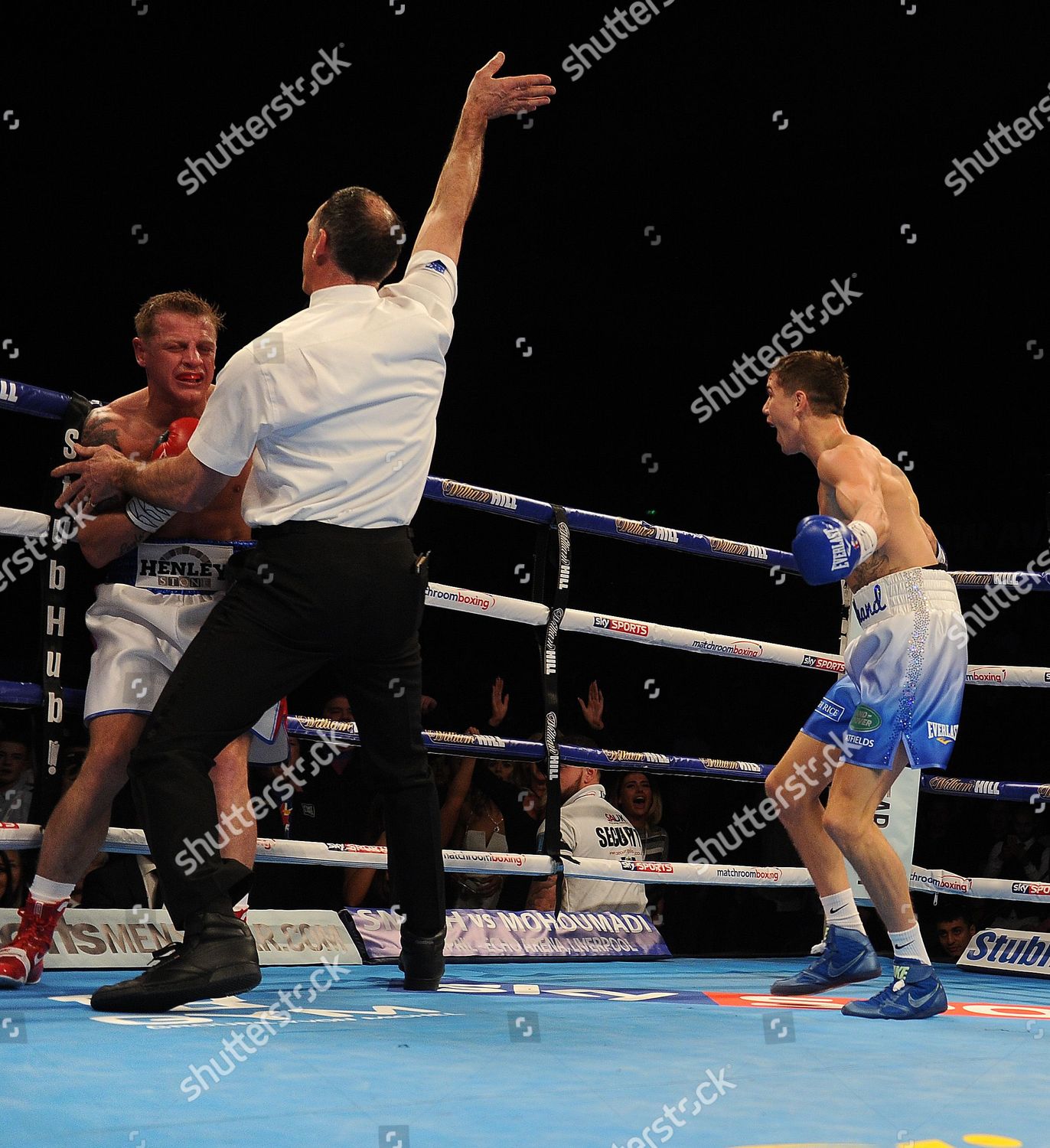 Luke Campbell V Gary Sykes 260316 Editorial Stock Photo - Stock Image ...