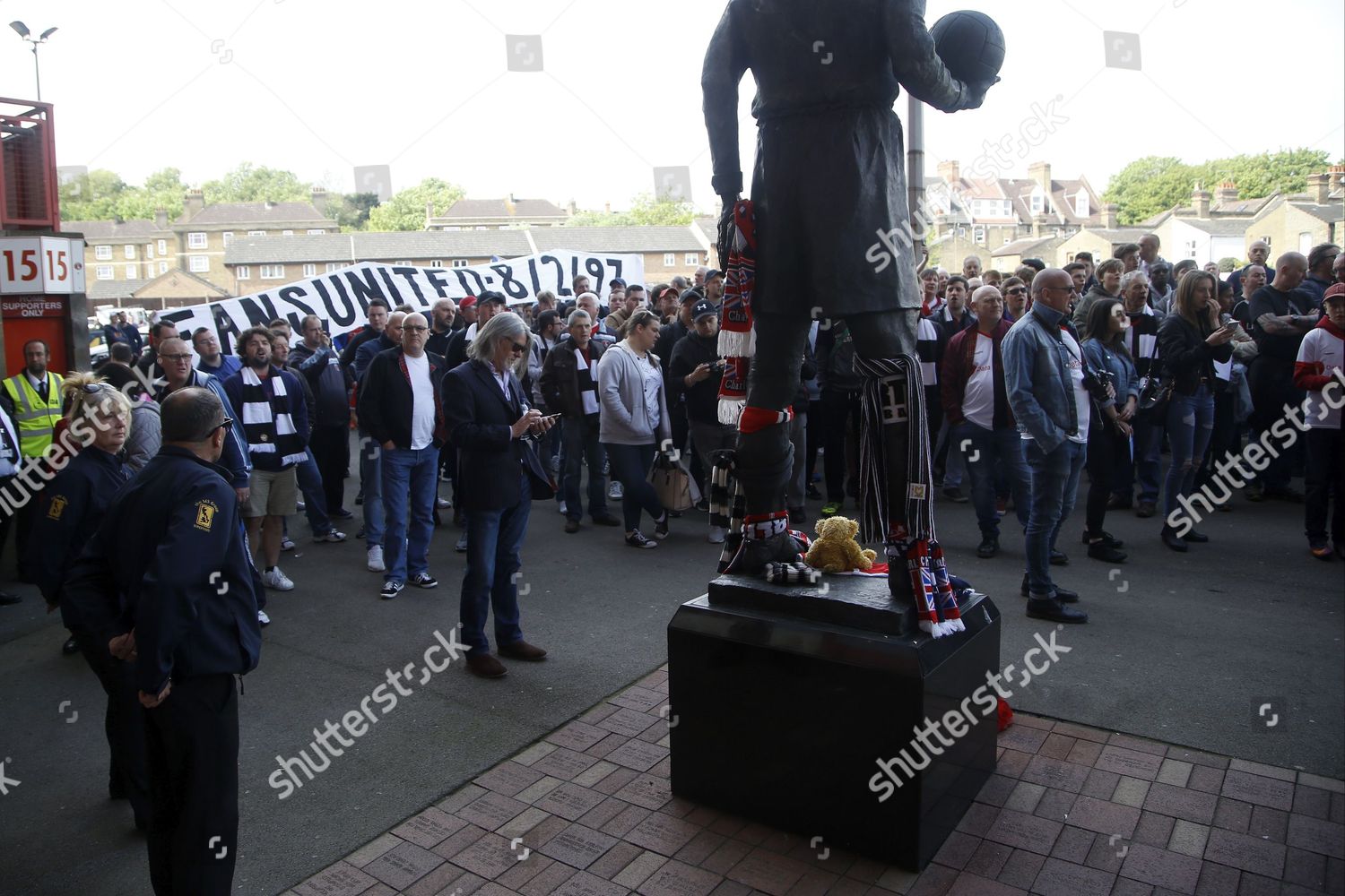 Charlton Athletic Fans Protest Before Kick Editorial Stock Photo ...