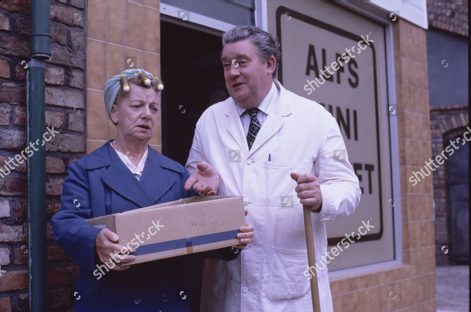 Jean Alexander Hilda Ogden Bryan Mosley Editorial Stock Photo - Stock ...