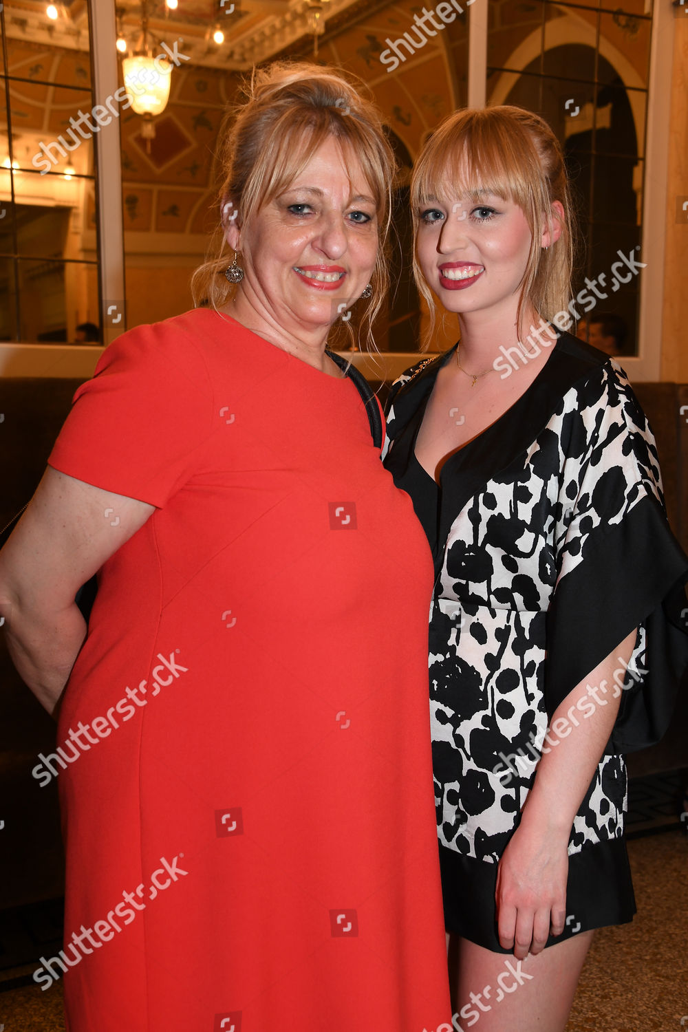 Johanna Bittenbinder Mit Tochter Veronika Editorial Stock Photo - Stock ...