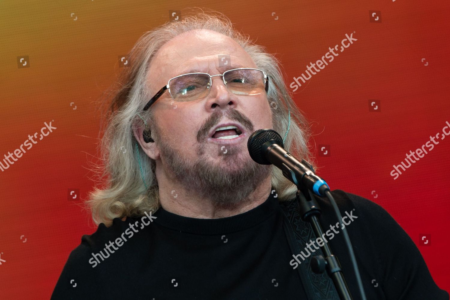 Barry Gibb Performing On Pyramid Stage Editorial Stock Photo - Stock ...