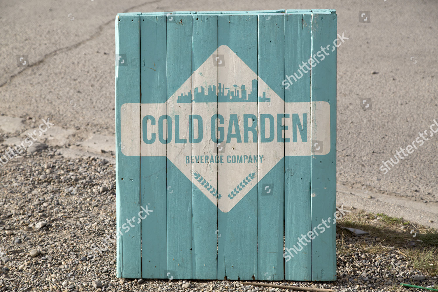 Sign Cold Garden Beverage Company Inglewood Editorial Stock Photo ...