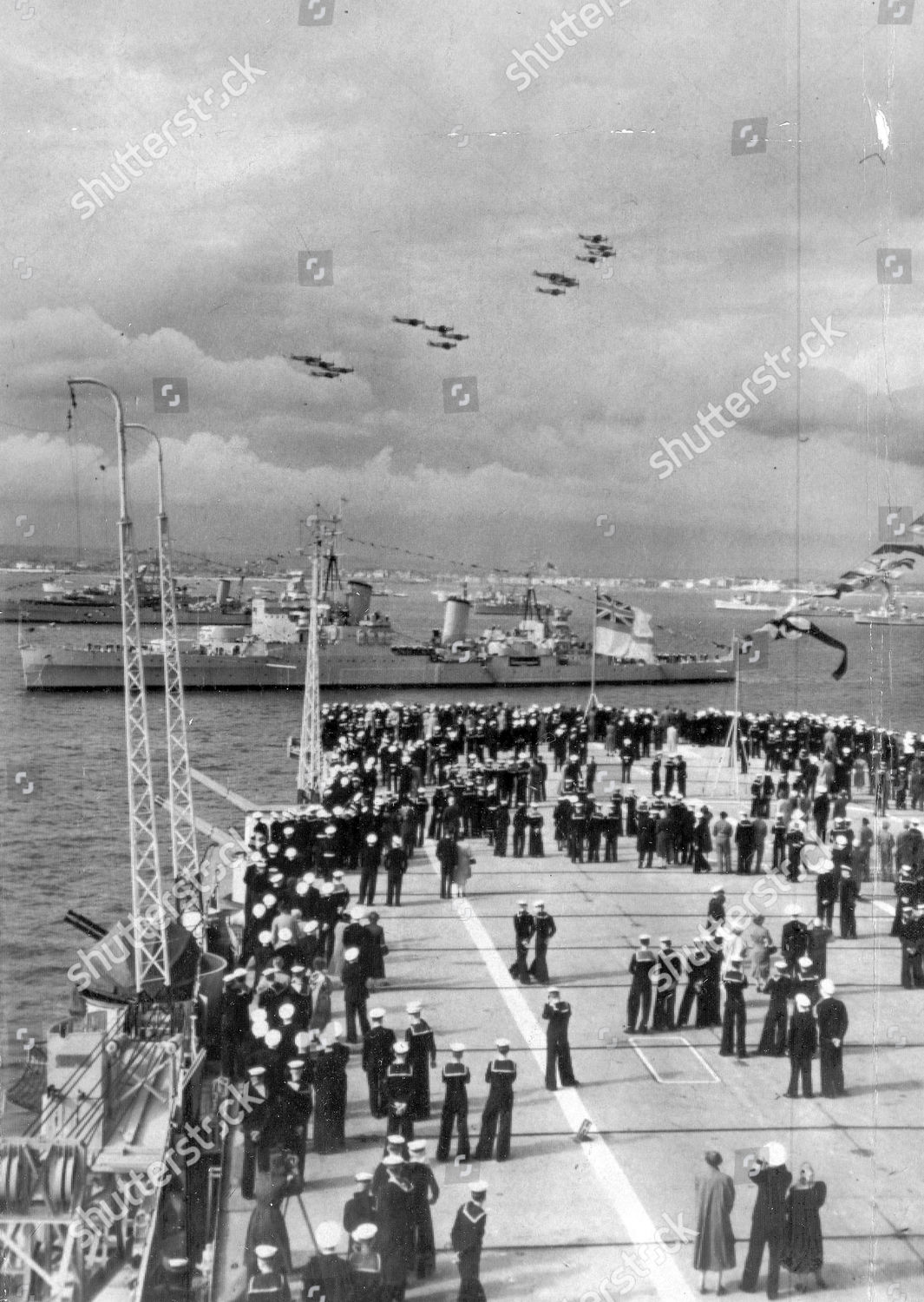 Coronation Naval Review Spithead 1953 Deck Editorial Stock Photo ...