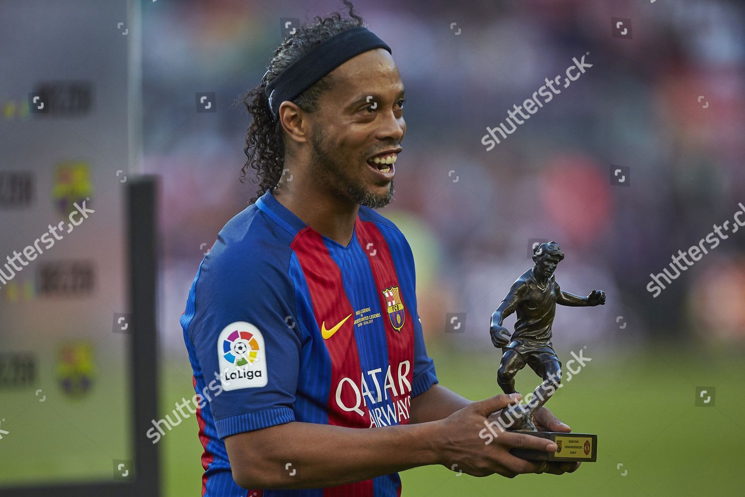 Fc Barcelonas Legend Brazilian Midfielder Ronaldinho Editorial Stock ...