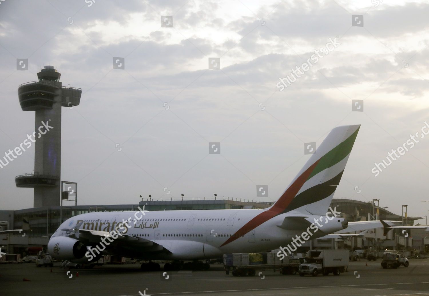 Emirates Airliner Seen Gate Before Takes Editorial Stock Photo - Stock ...