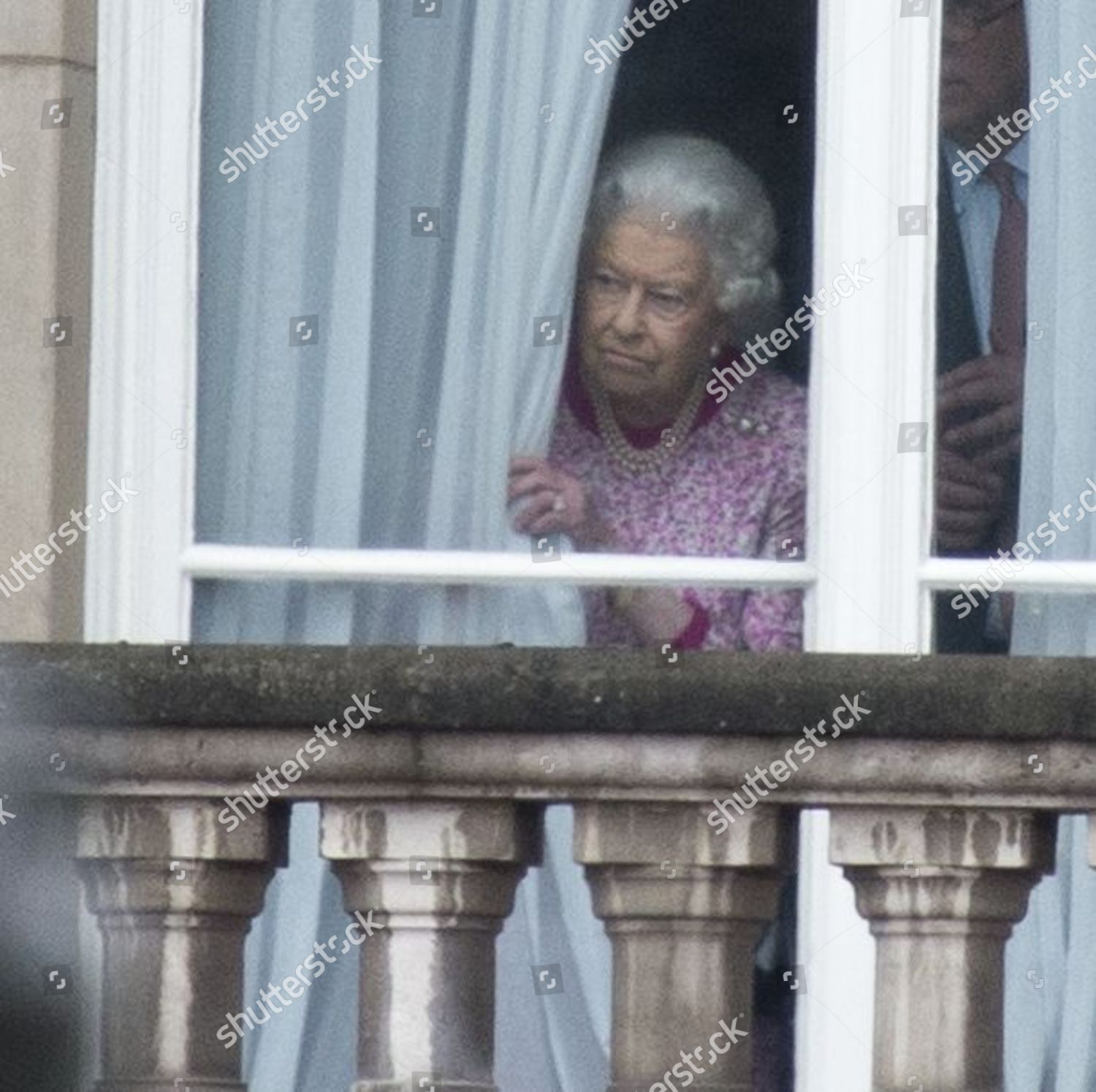 Queen Looking Out Window Buckingham Palace Editorial Stock Photo ...