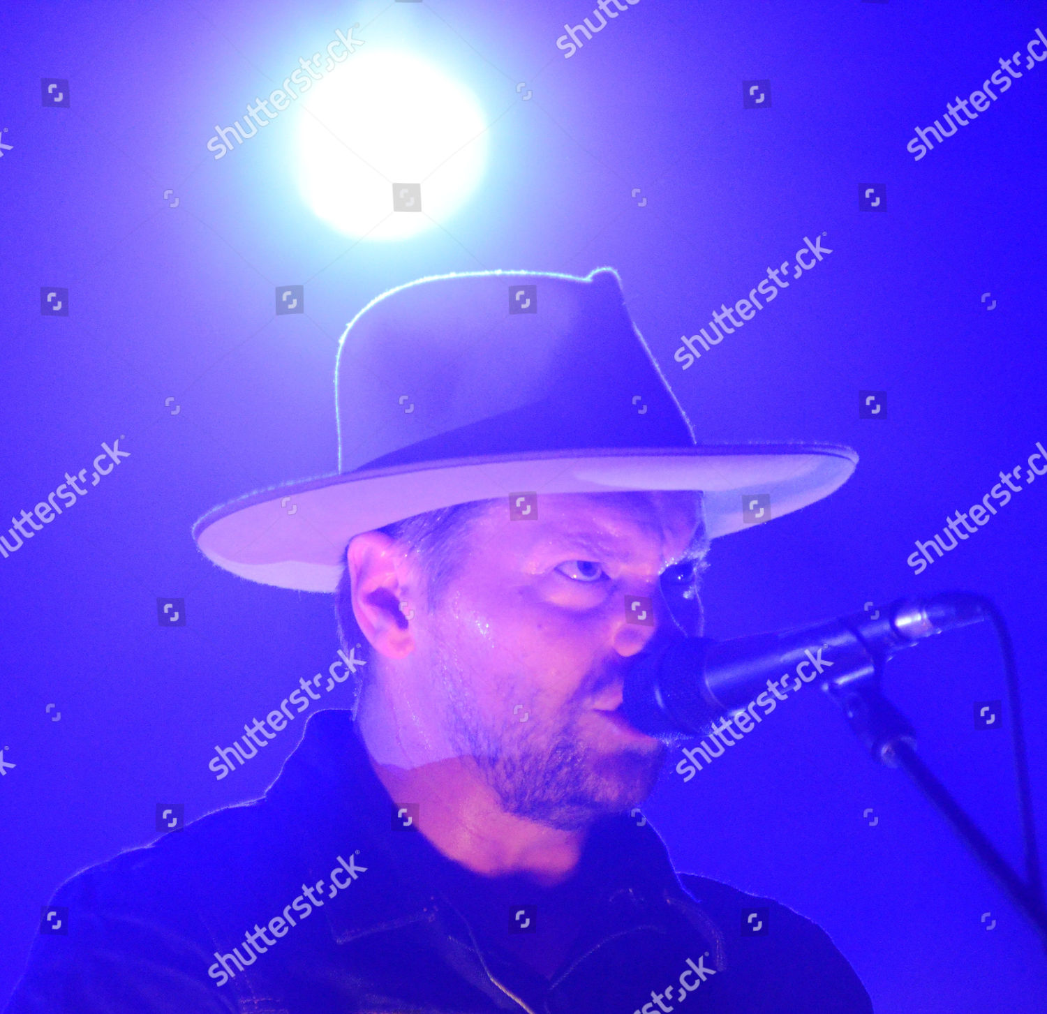 Lead Singer Bear Rinehart Band Needtobreathe Editorial Stock Photo ...