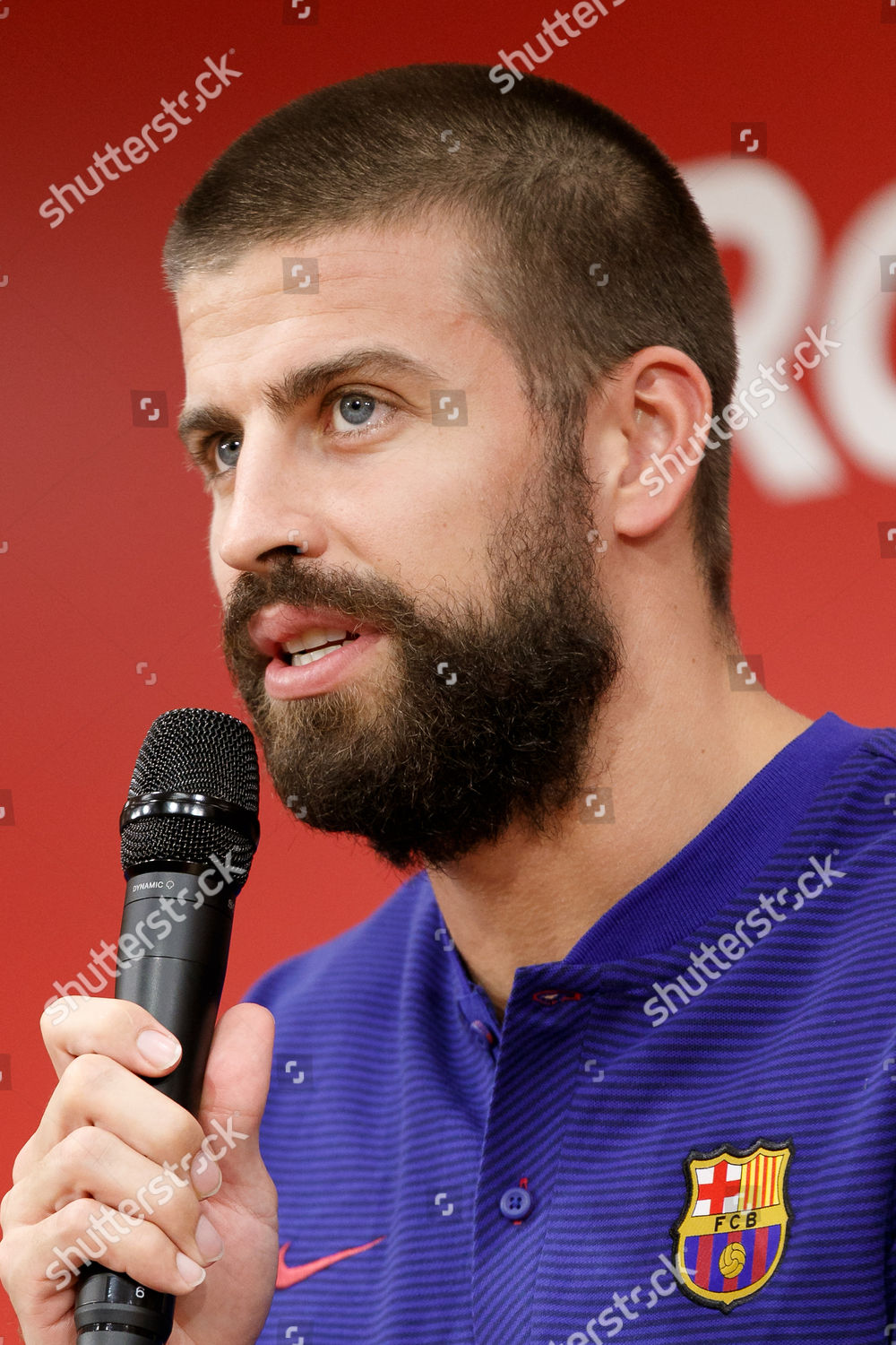 Fc Barcelona Player Gerard Pique Speaks Editorial Stock Photo - Stock ...