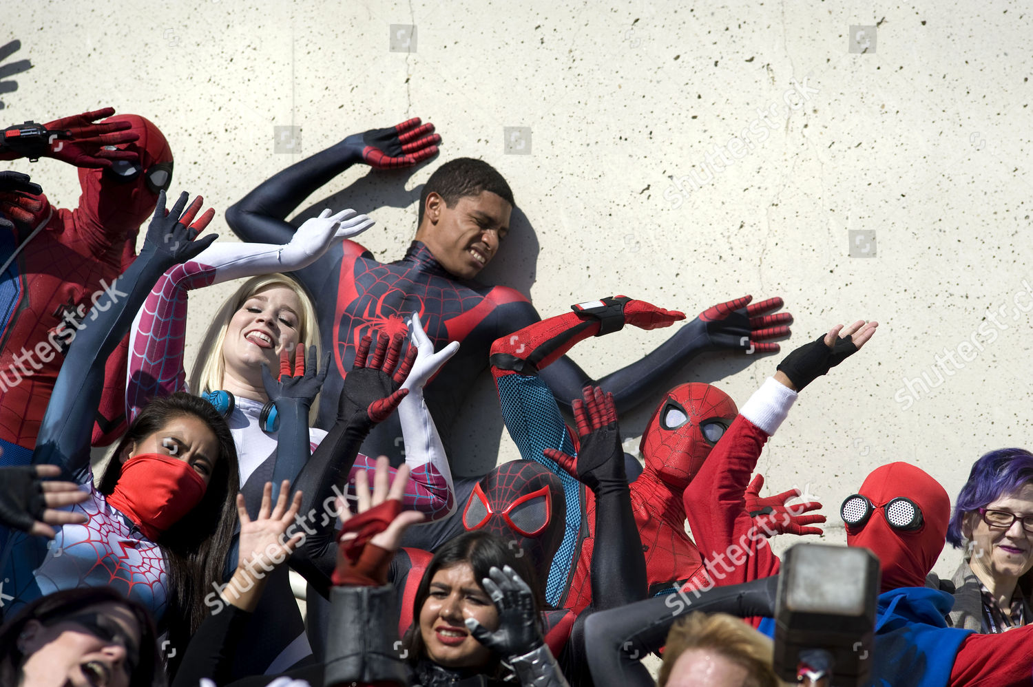 Convention Goers Participate Photo Shoot People Editorial Stock Photo ...