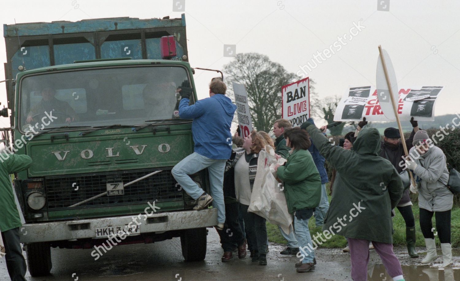 Kelly Roy Trapped Adlington Lorry Carrying Editorial Stock Photo ...