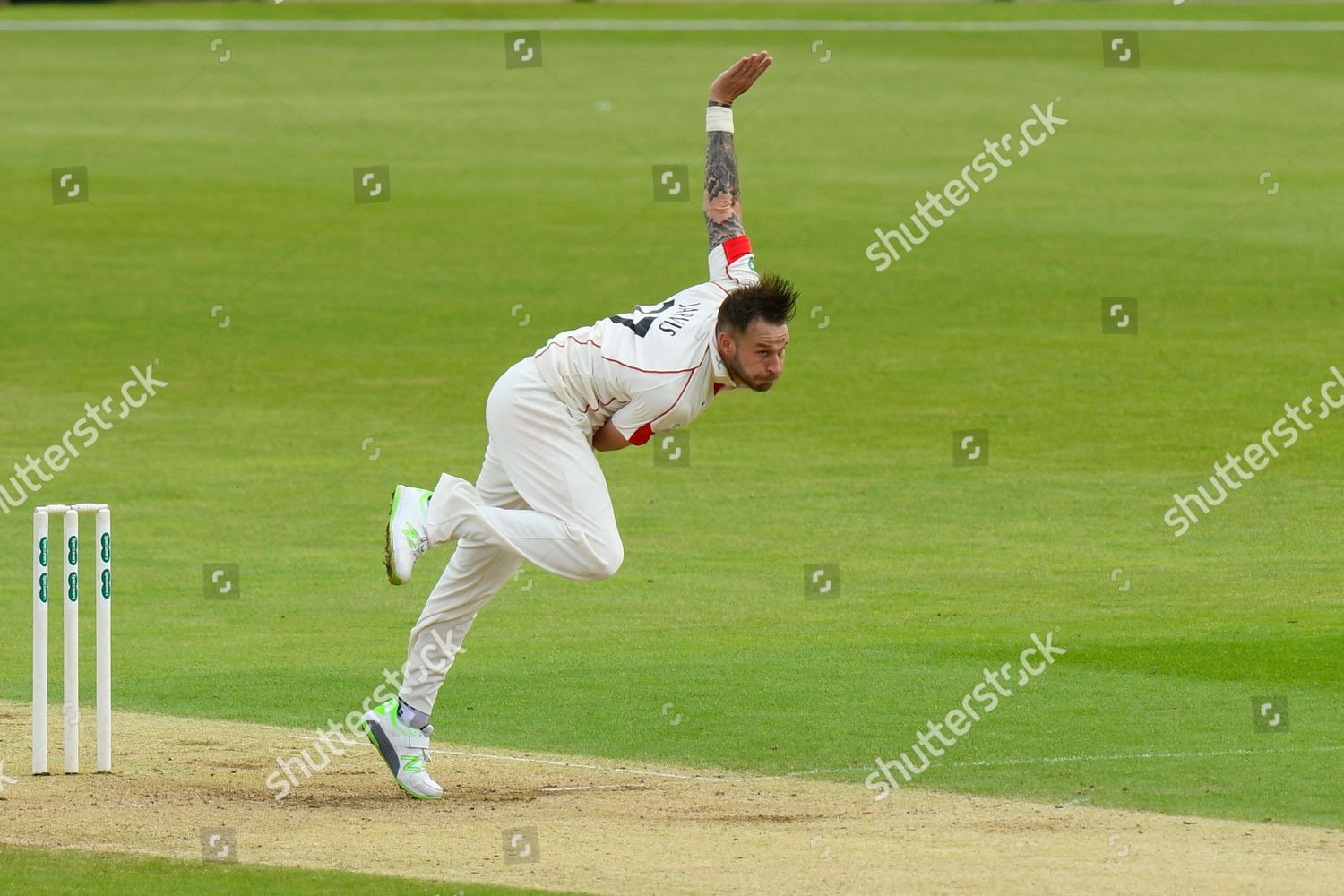 Kyle Jarvis Lancashire Bowling During Specsavers Editorial Stock Photo - Stock Image | Shutterstock