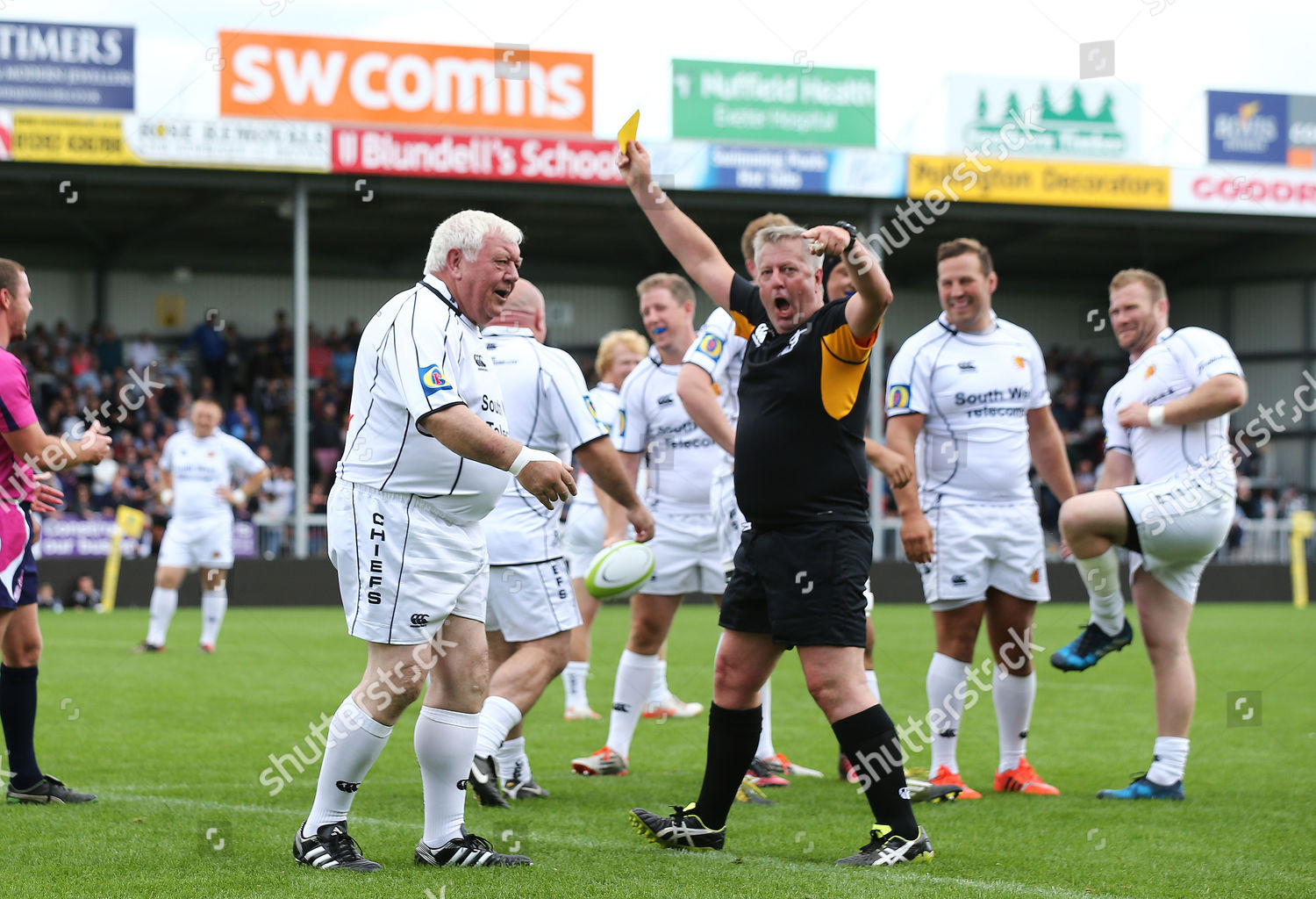 Referee Tony Spreadbury Shows Tony Rowe Editorial Stock Photo - Stock ...