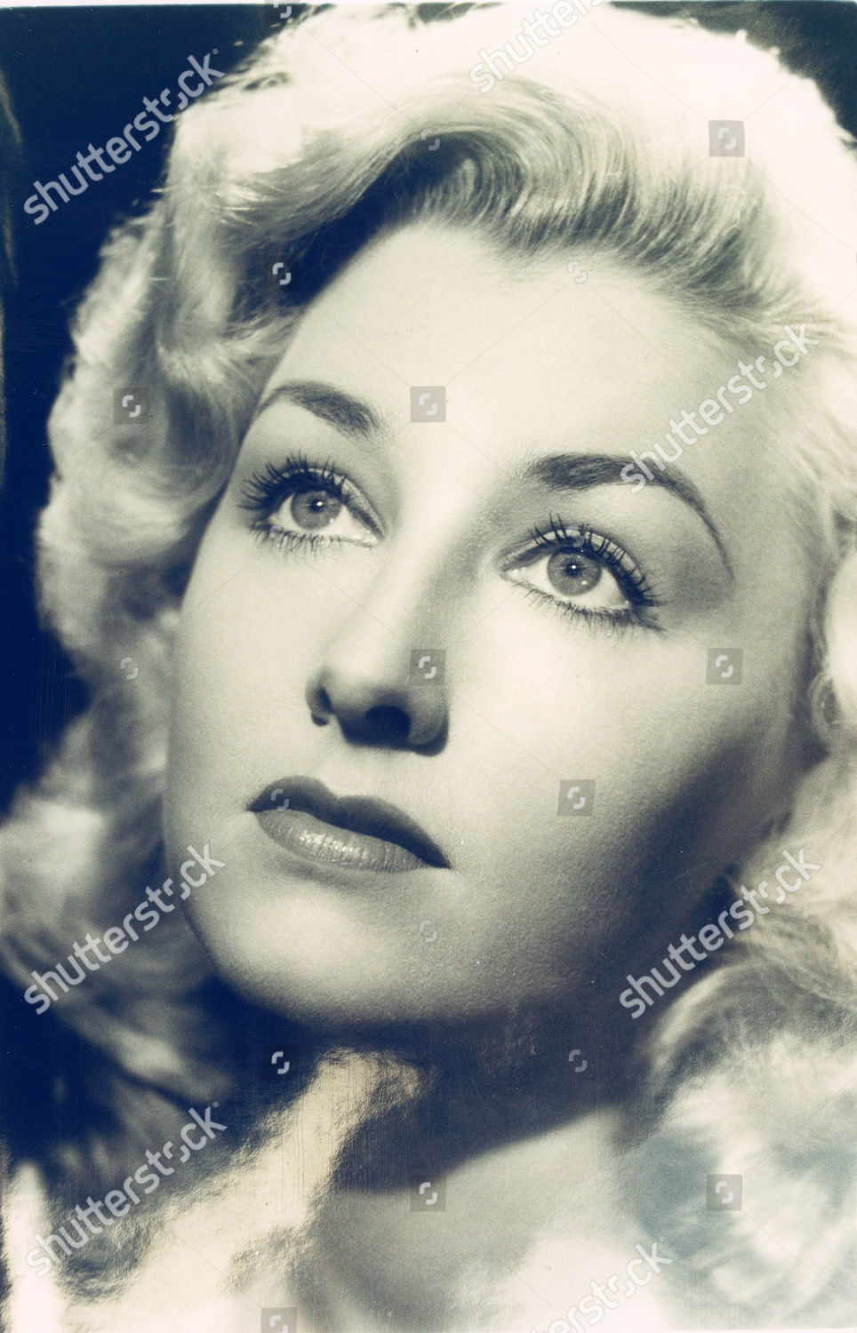 Una Pearl Who Stand Actress Marilyn Editorial Stock Photo - Stock Image ...