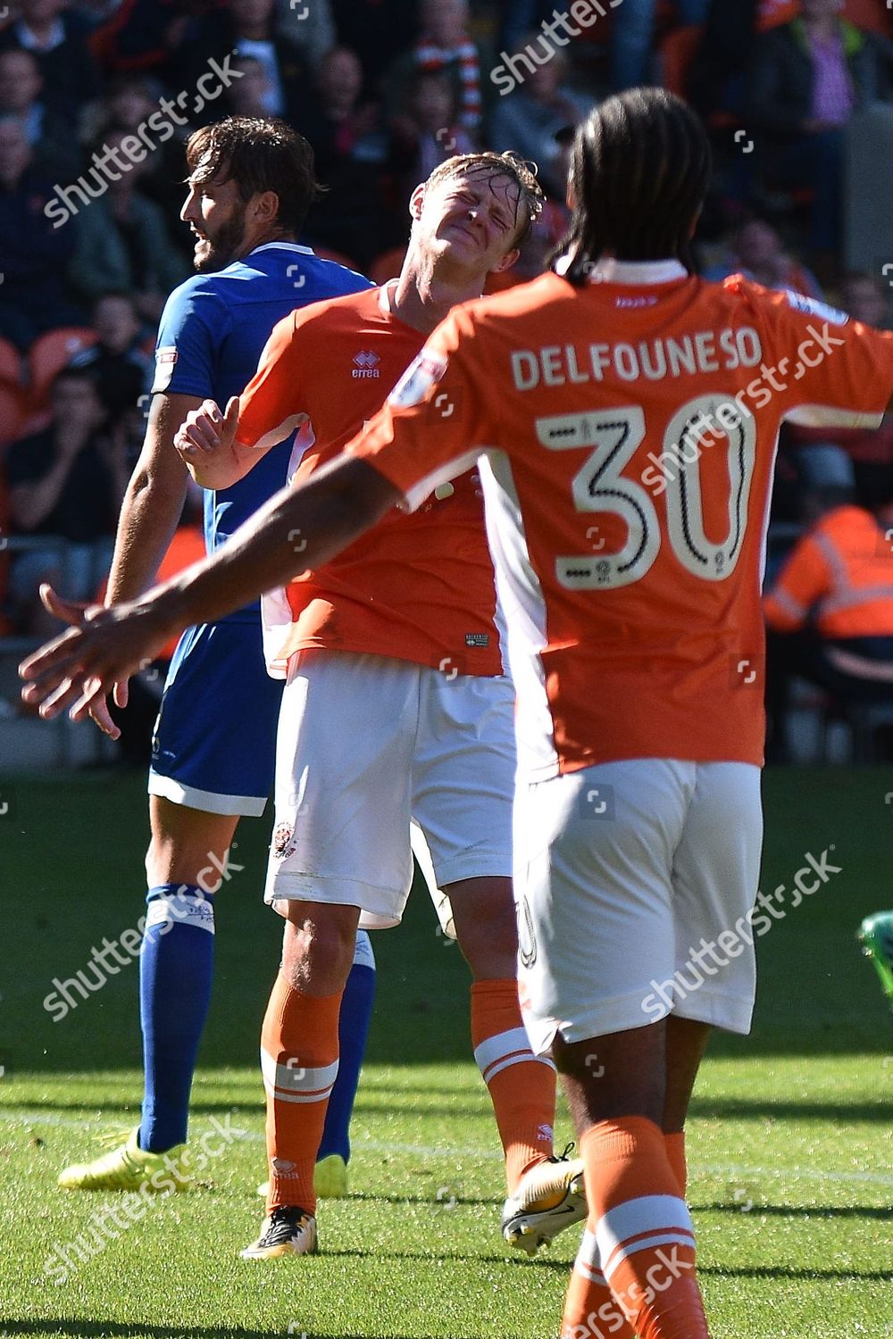 Blackpool Midfielder Sean Longstaff 15 Goal Editorial Stock Photo ...