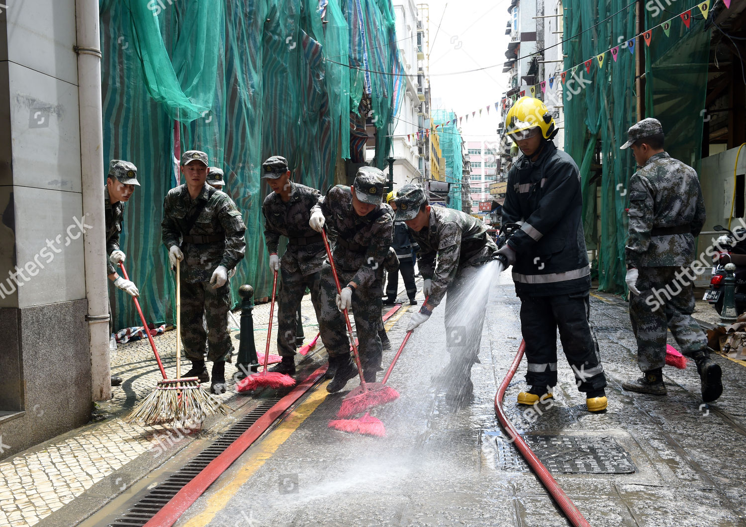 Officers Soldiers Help Relief Work Disaster Editorial Stock Photo ...
