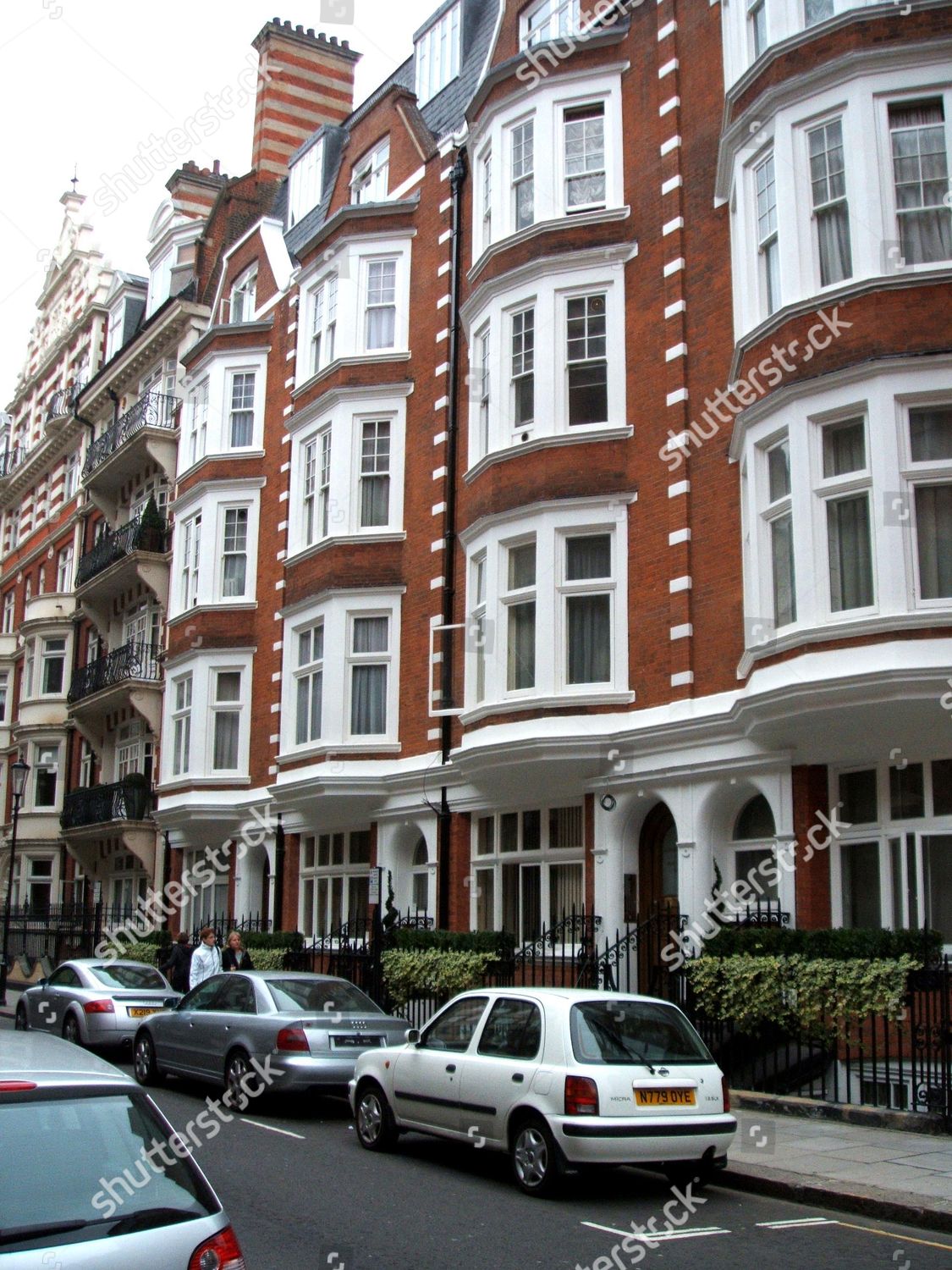 Jefferson House Basil Street Behind Harrods Editorial Stock Photo ...