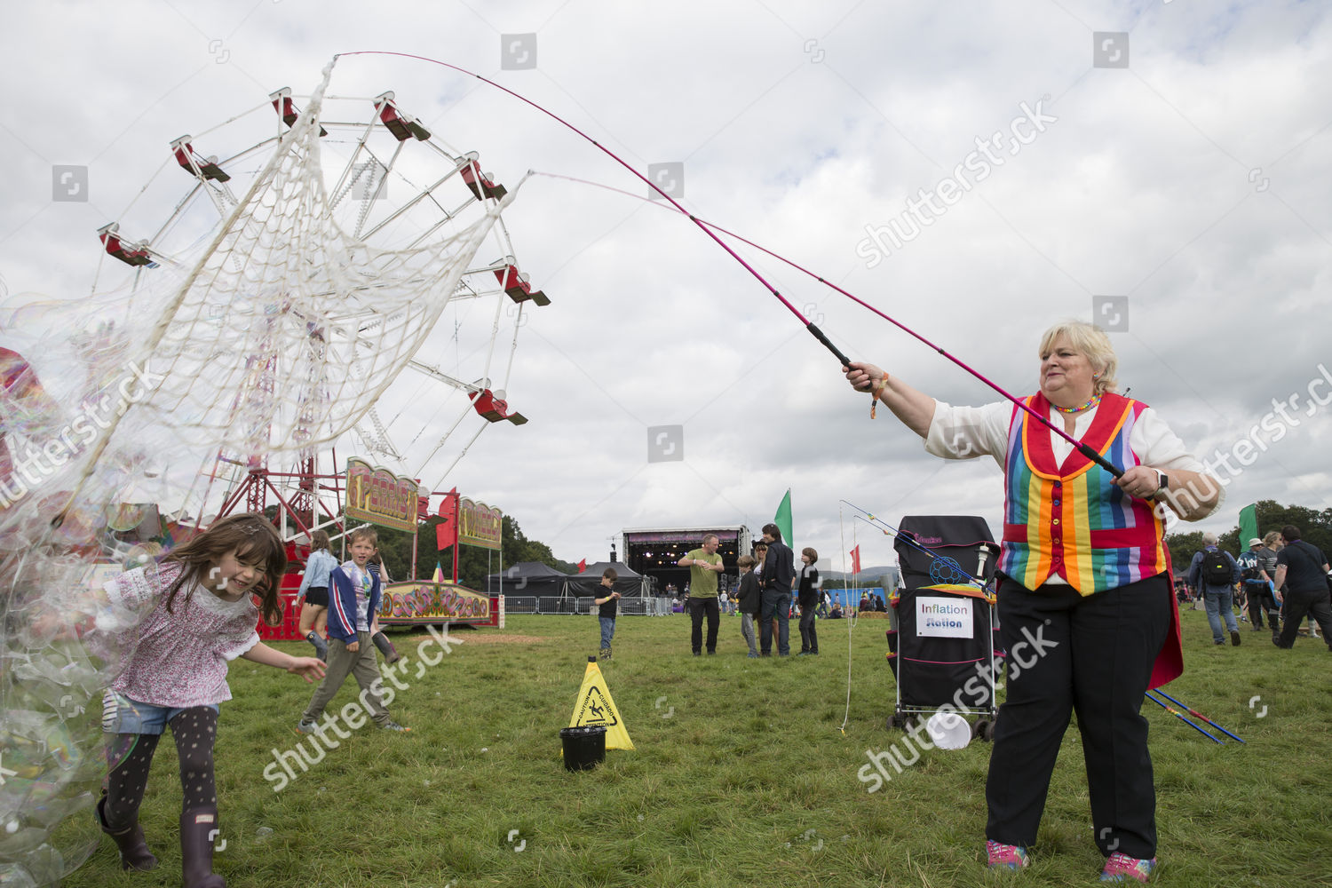 Daffy Dill Family Entertainer Bubbleologist Entertains Editorial Stock ...