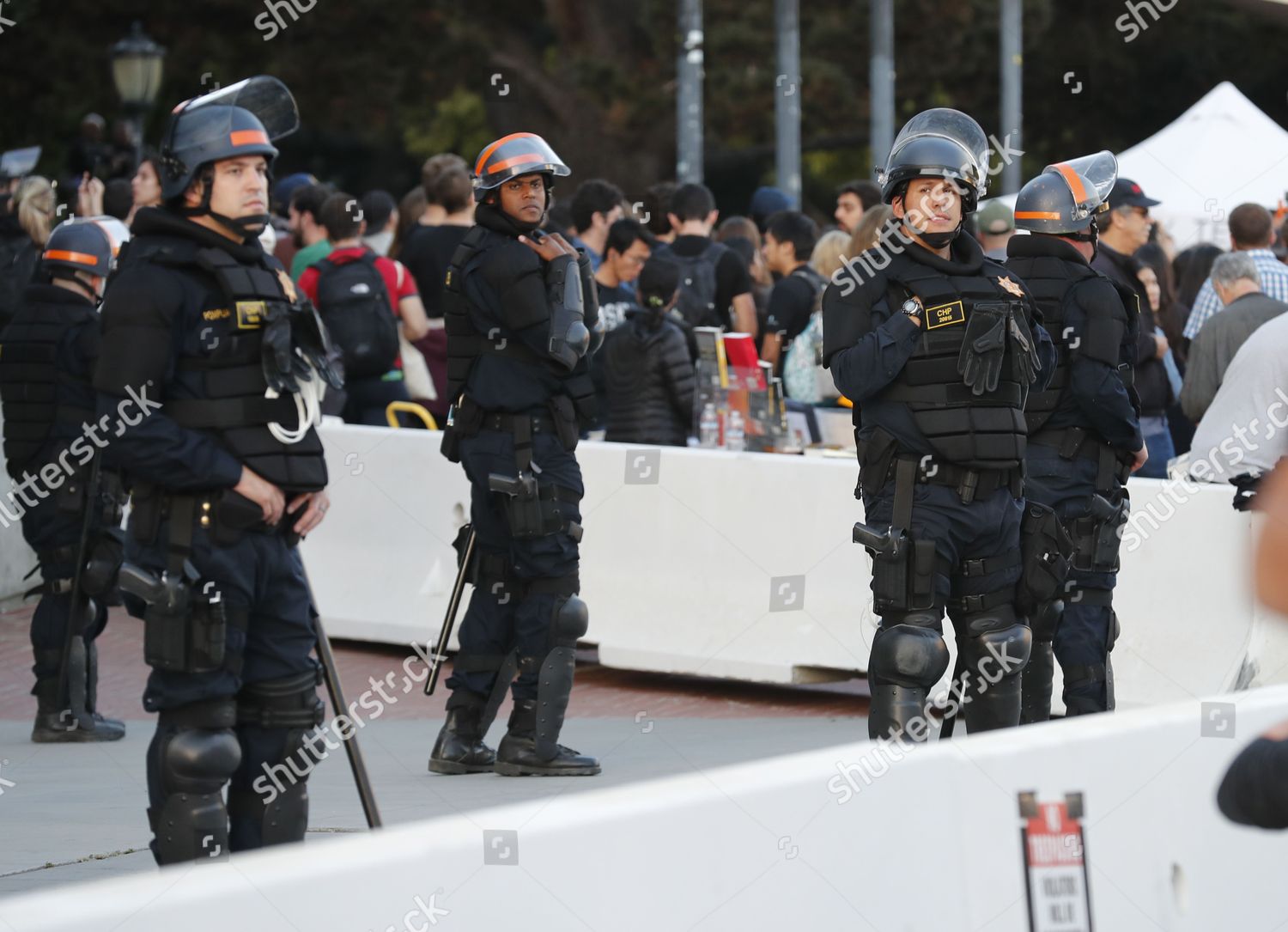 California Highway Patrol Riot Gear Secure Editorial Stock Photo ...