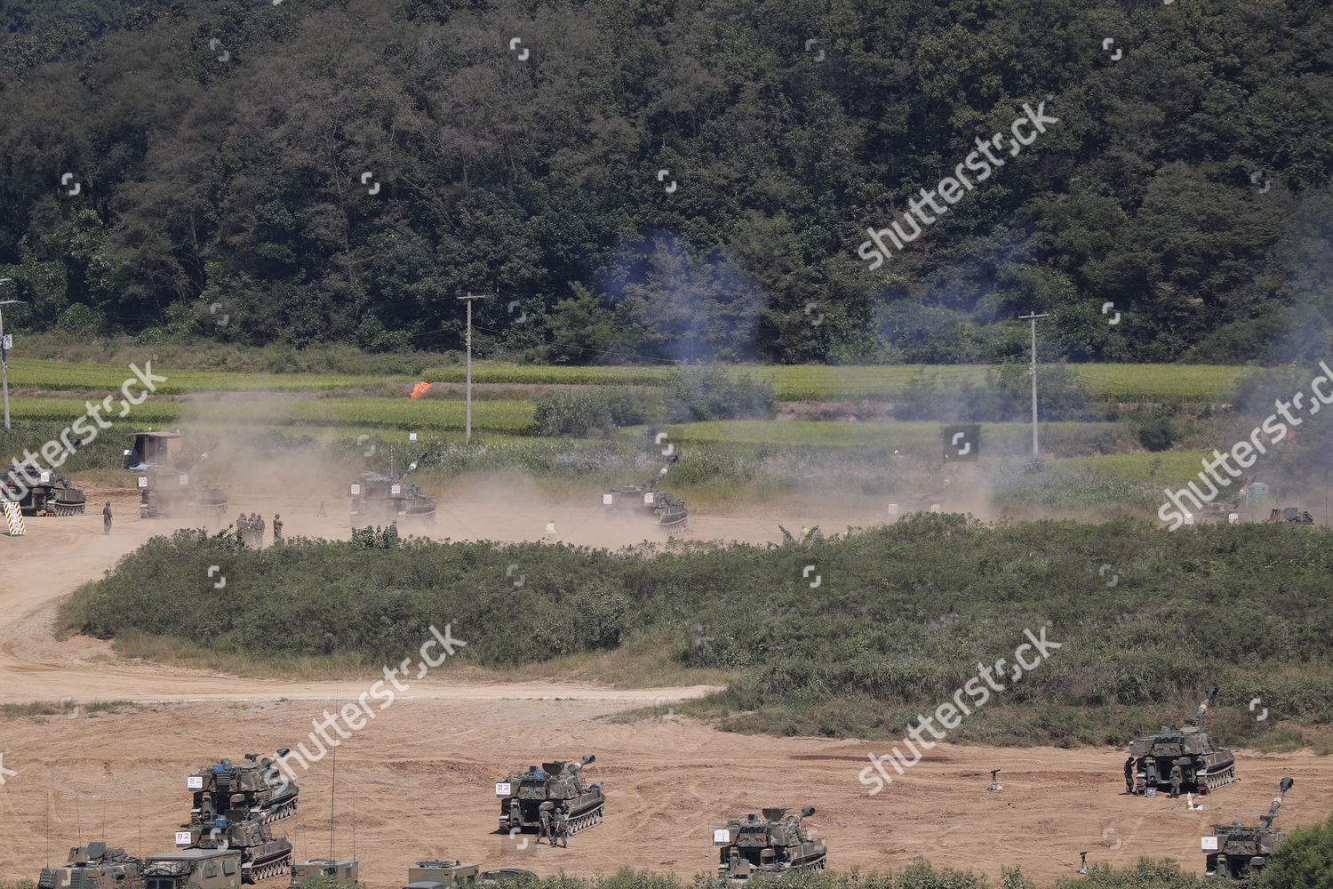 South Korean Soldiers K55 Selfpropelled Artillery Editorial Stock Photo ...
