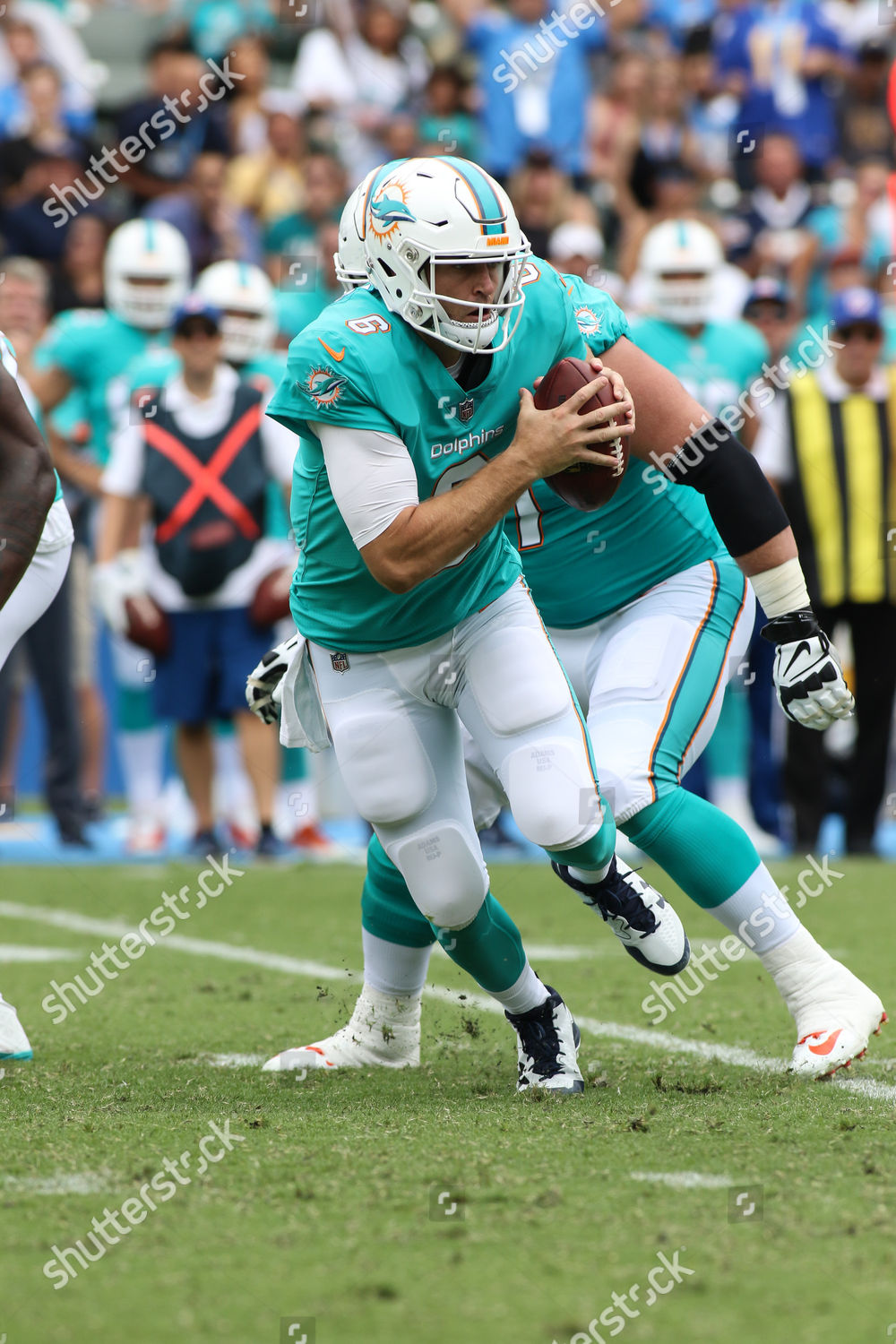 Carson Camiami Dolphins Quarterback Jay Cutler Editorial Stock Photo ...