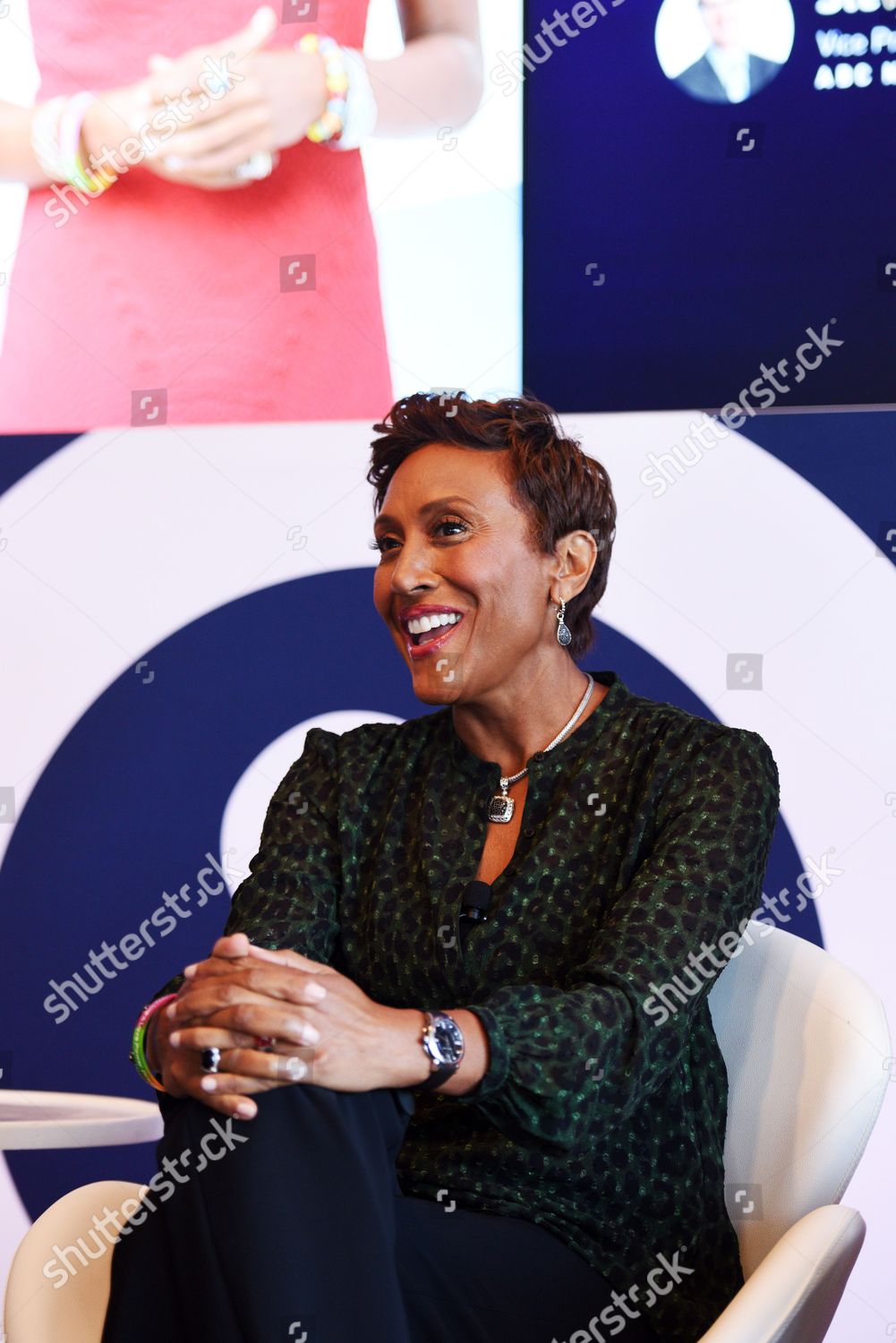 ROBIN ROBERTS CO-ANCHOR GOOD MORNING AMERICA Editorial Stock Photo ...