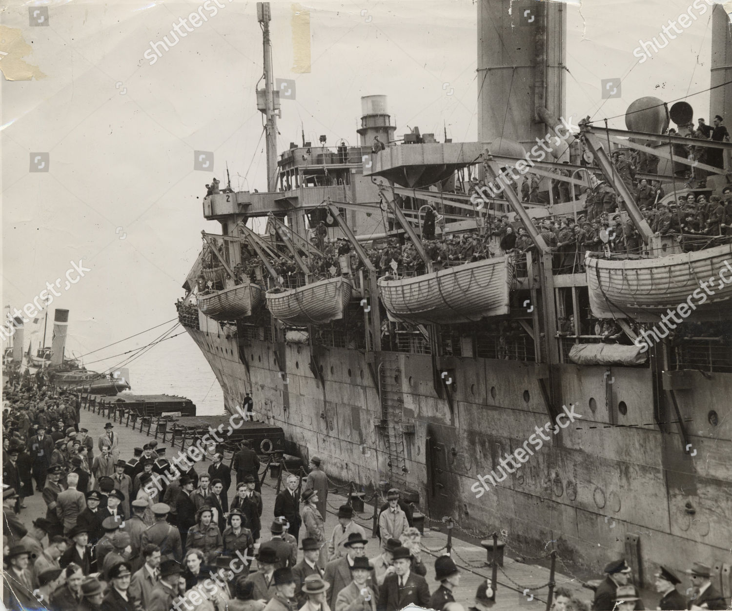 Eager Friends Wait On Wharf Liverpool Editorial Stock Photo - Stock ...