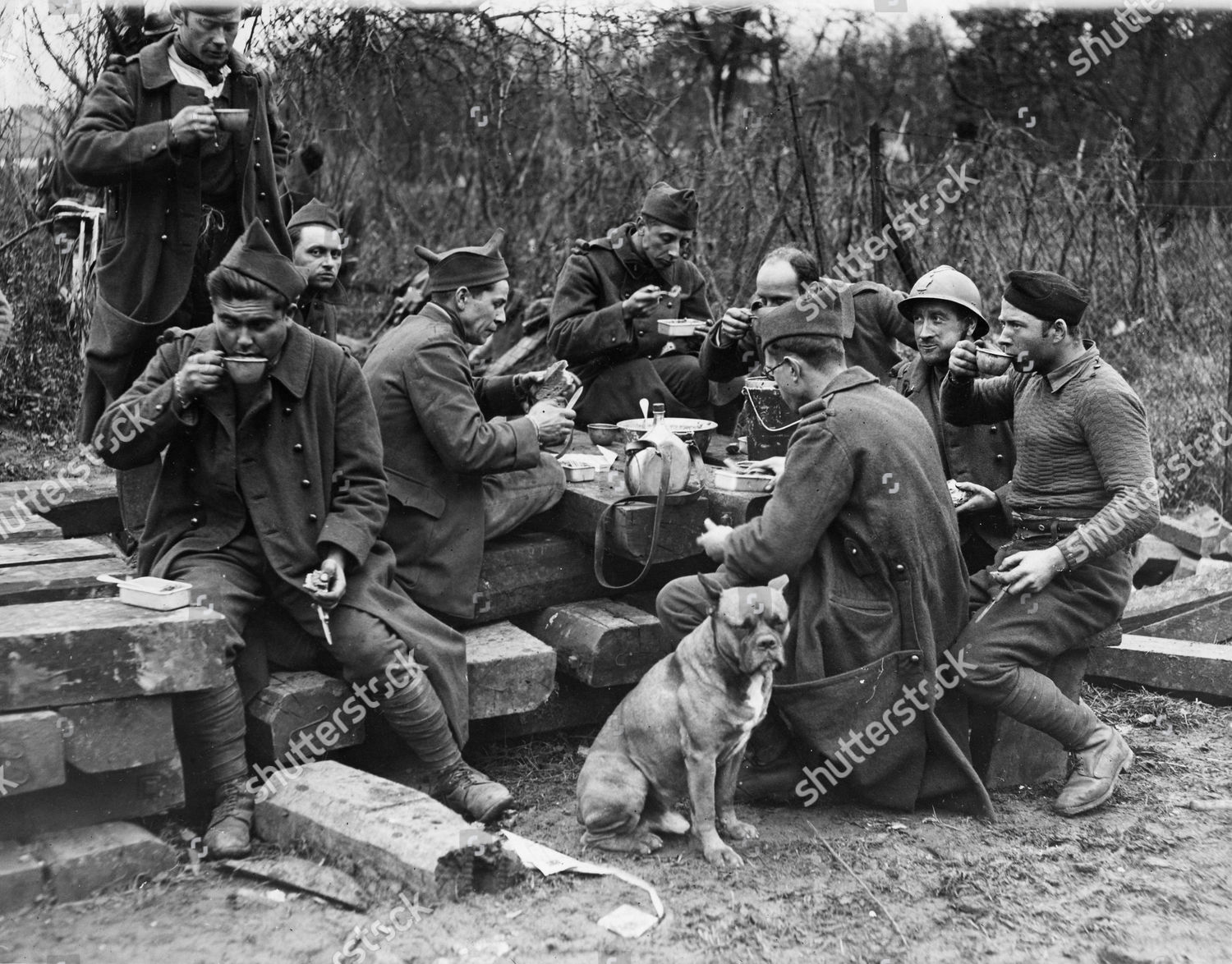 Soldiers Pictured Enjoying Open Air Lunch Editorial Stock Photo - Stock ...