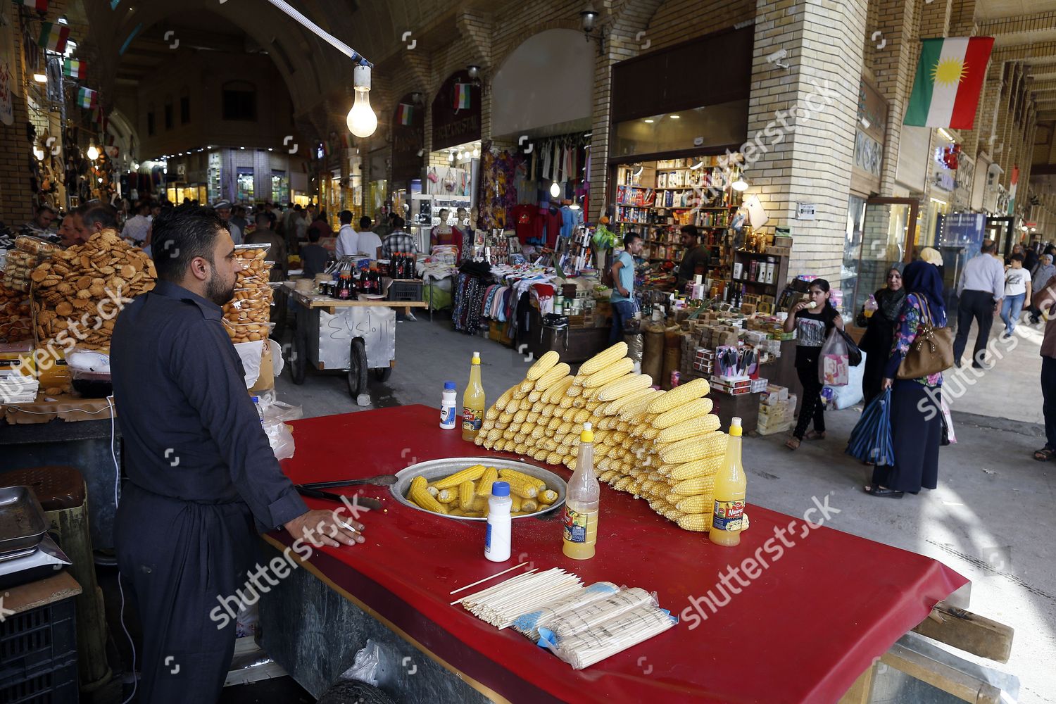 Iraqi Kurd Sells Corn Old City Editorial Stock Photo - Stock Image ...