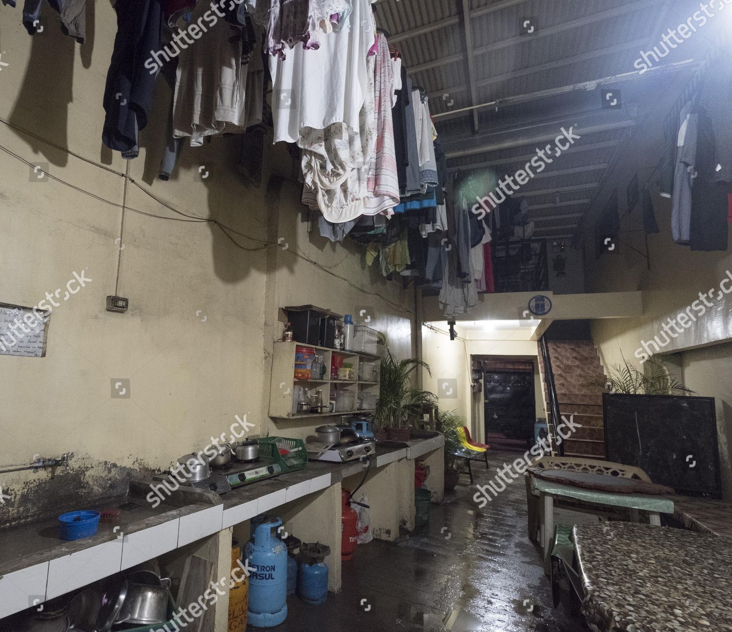 Communal Kitchen Dingy Manila Flat Where Editorial Stock Photo - Stock ...