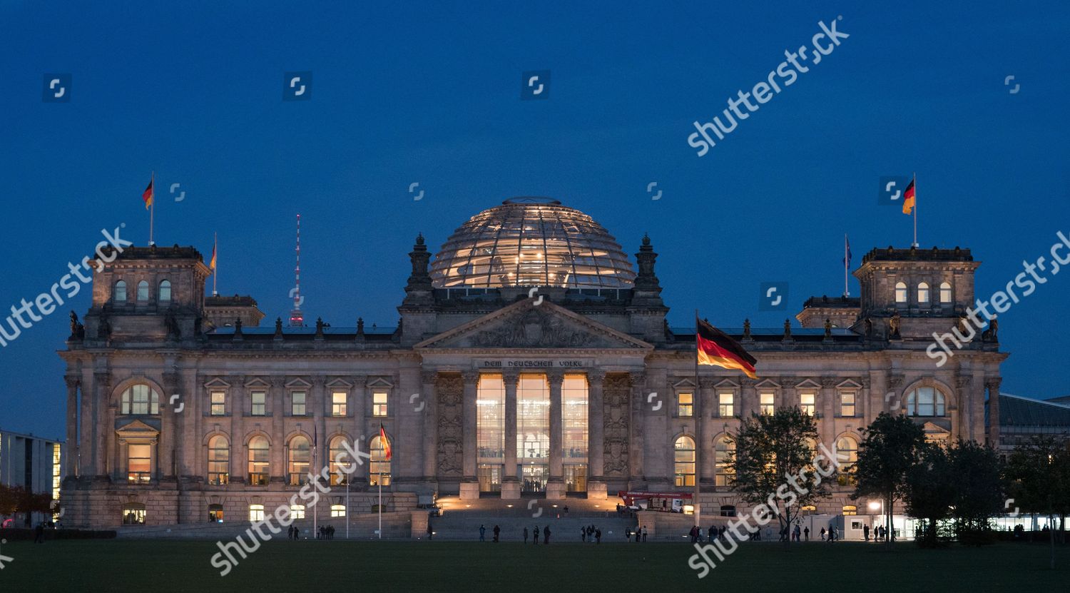 View Reichstag Building Residence German Federal Editorial Stock Photo ...