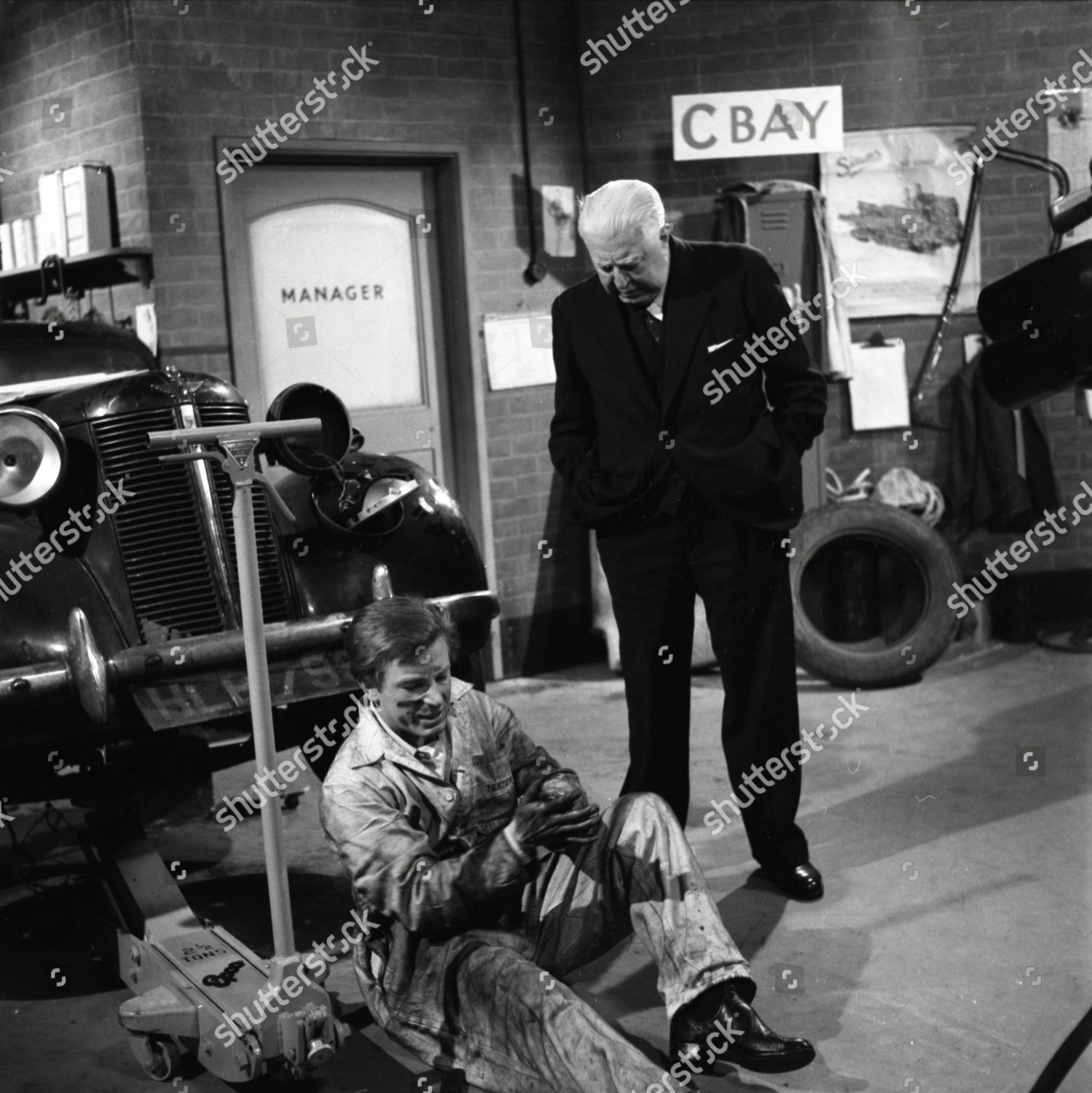 Kenneth Farrington Billy Walker Cast Member Editorial Stock Photo ...
