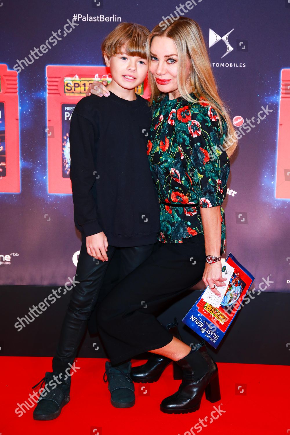 Xenia Seeberg Mit Sohn Philipelias Editorial Stock Photo - Stock Image ...