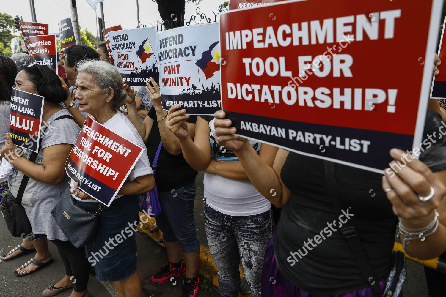 Protesters Holds Signs Showing Opposition Impeachment Editorial Stock ...