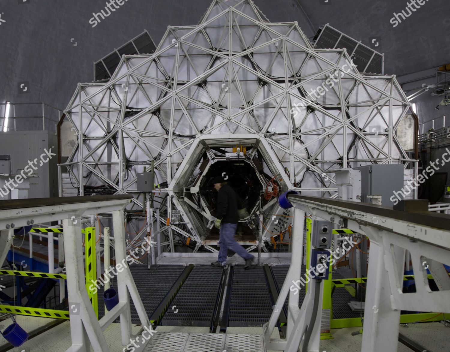 Keck Observatory Rear View Mirrors Mauna Editorial Stock Photo - Stock ...