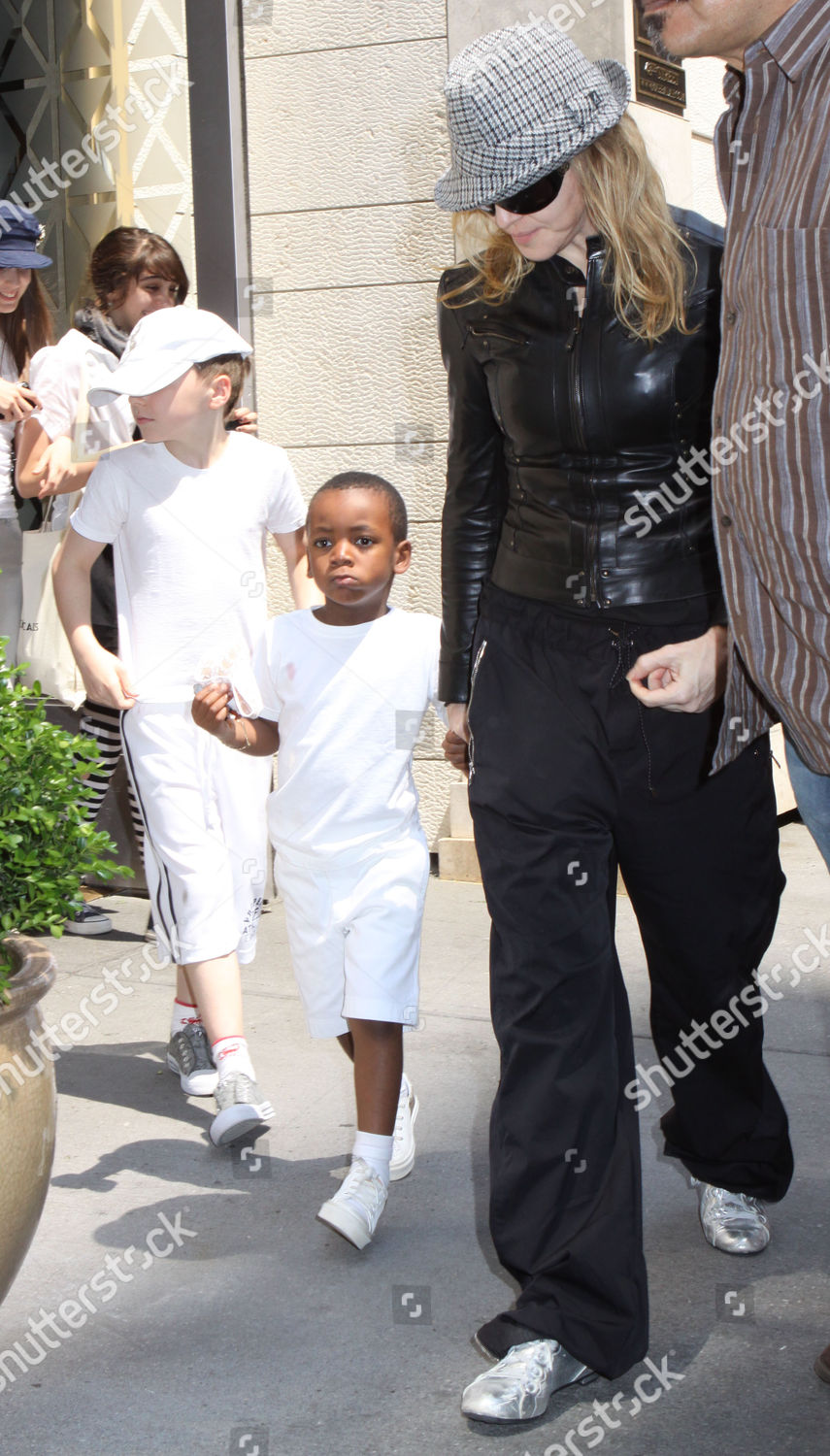 Lourdes Maria Ciccone Leon Rocco Ritchie - Foto de stock de contenido ...