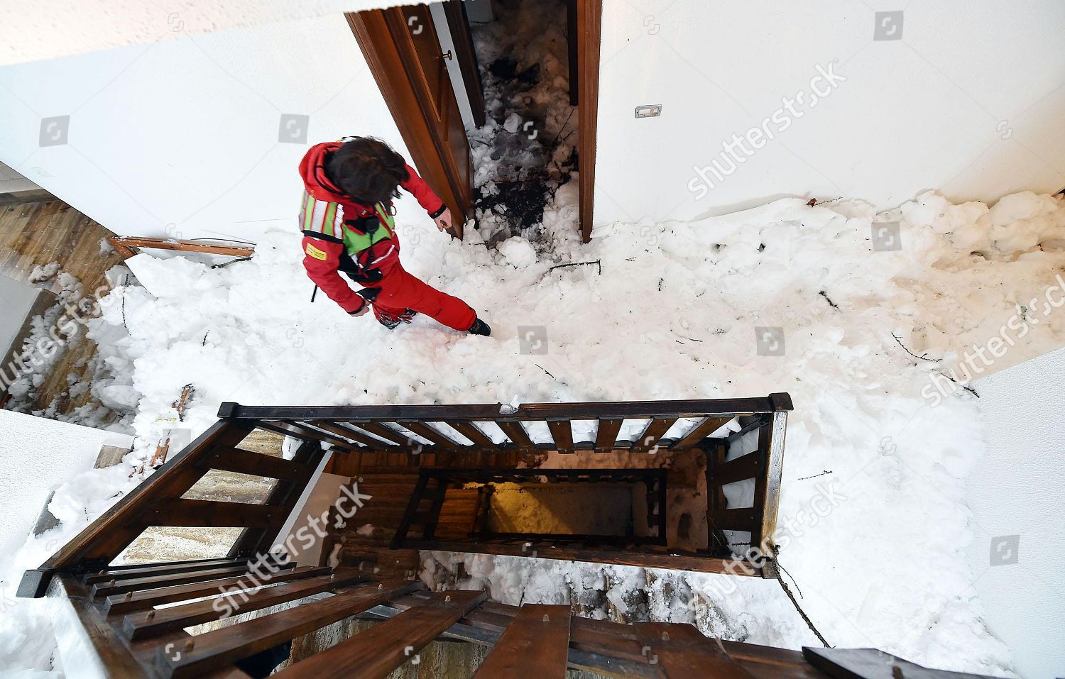 Paramedic Inspects Apartment Building Covered Snow Editorial Stock ...