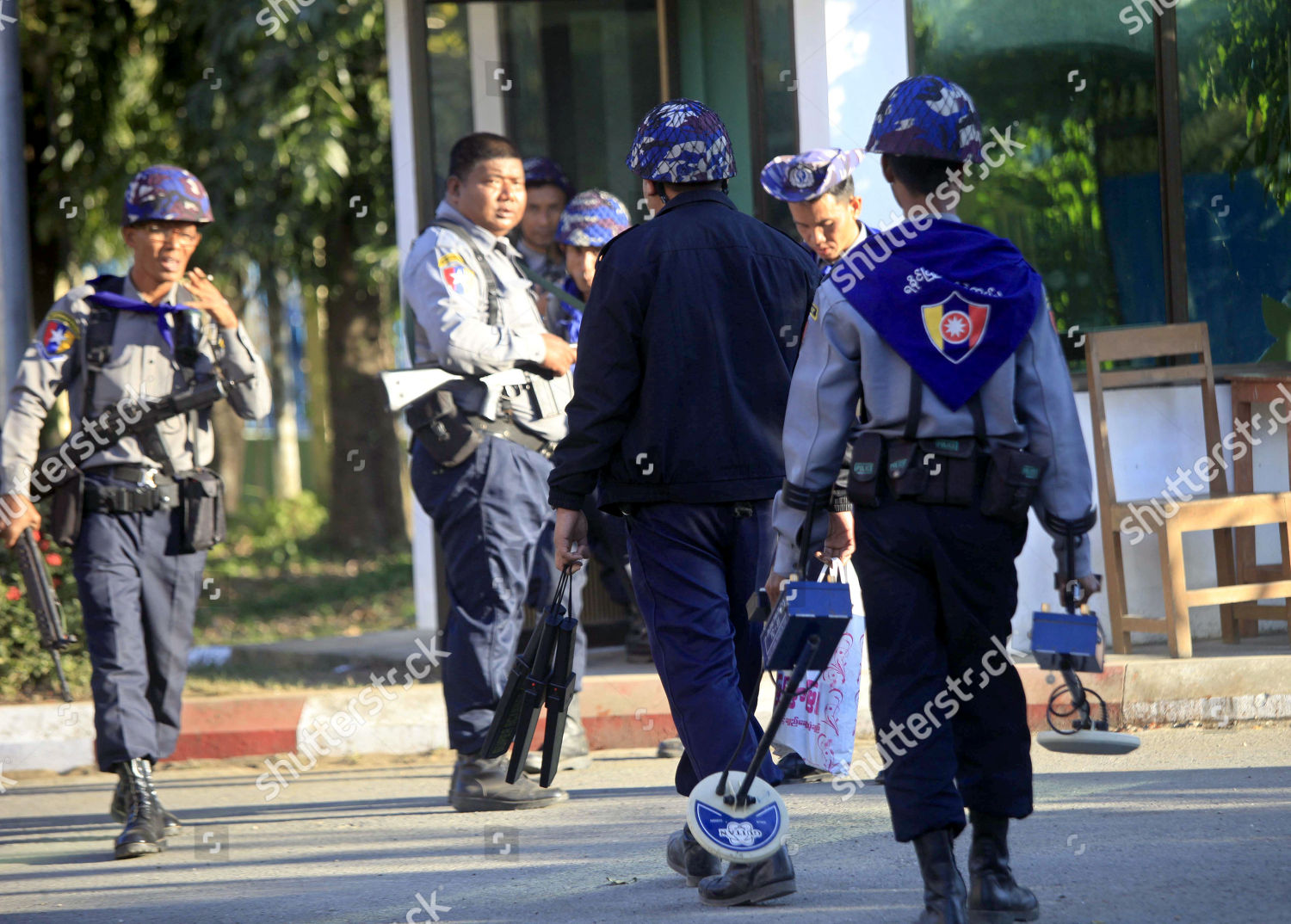 Police Carry Bomb Searching Equipment Outside Editorial Stock Photo ...