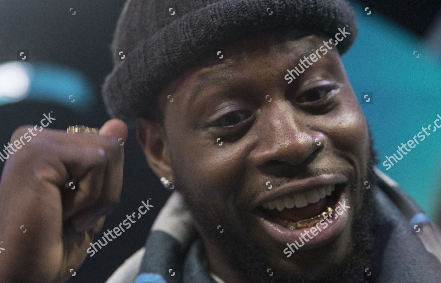 Smiling Philadelphia Eagles Cheerleaders Perform Editorial Stock Photo ...