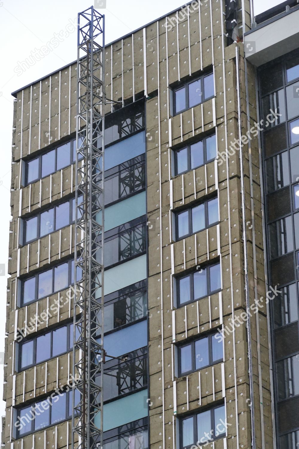 Council Workers Strip Flammable Vitrabond Cladding Editorial Stock ...