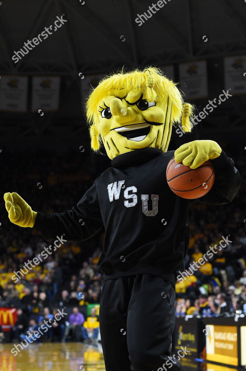 Wichita State Shockers Mascot Wushock Entertains Editorial Stock Photo ...