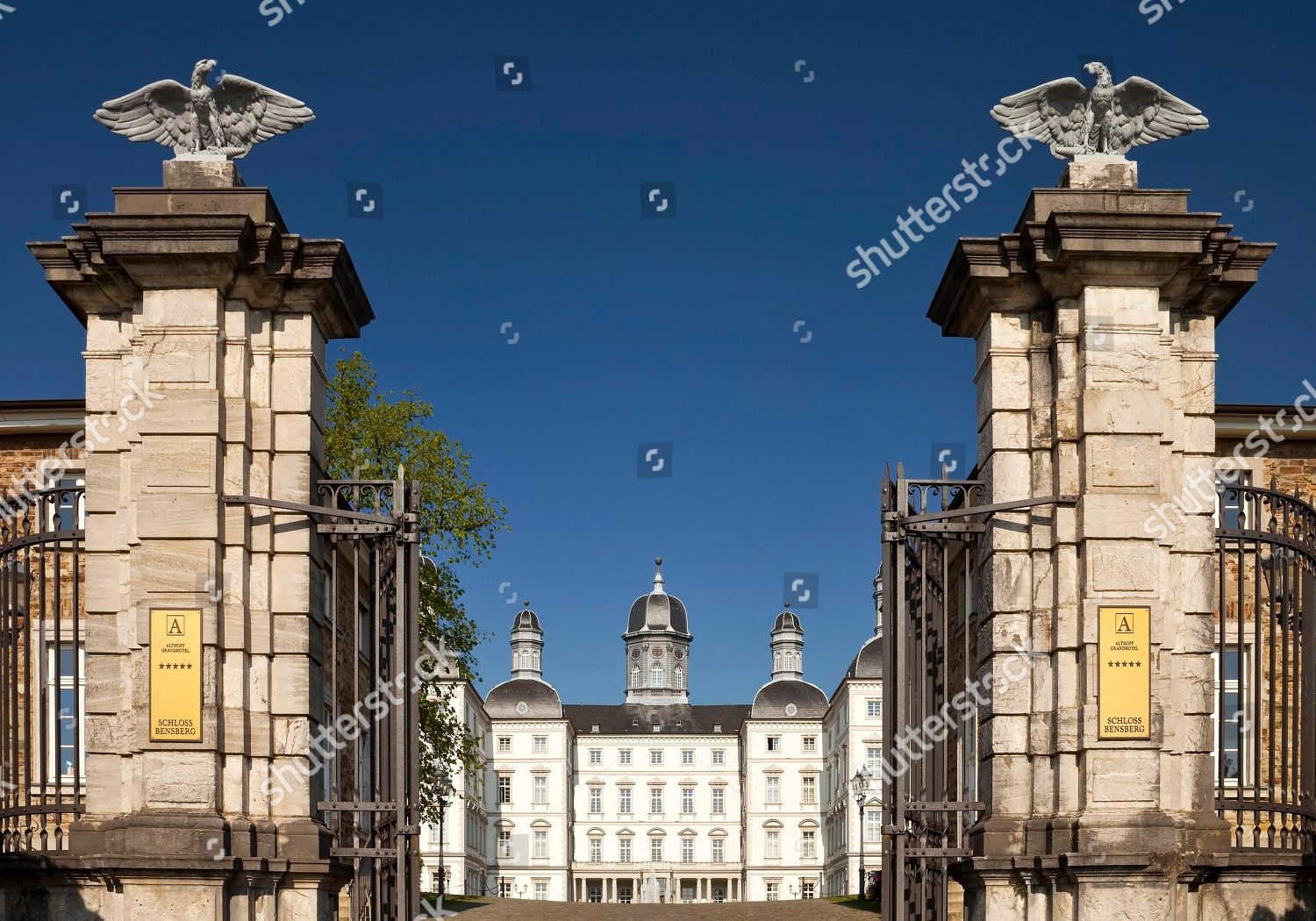 ENTRANCE PORTAL BENSBERG CASTLE BERGISCH GLADBACH Editorial Stock Photo ...
