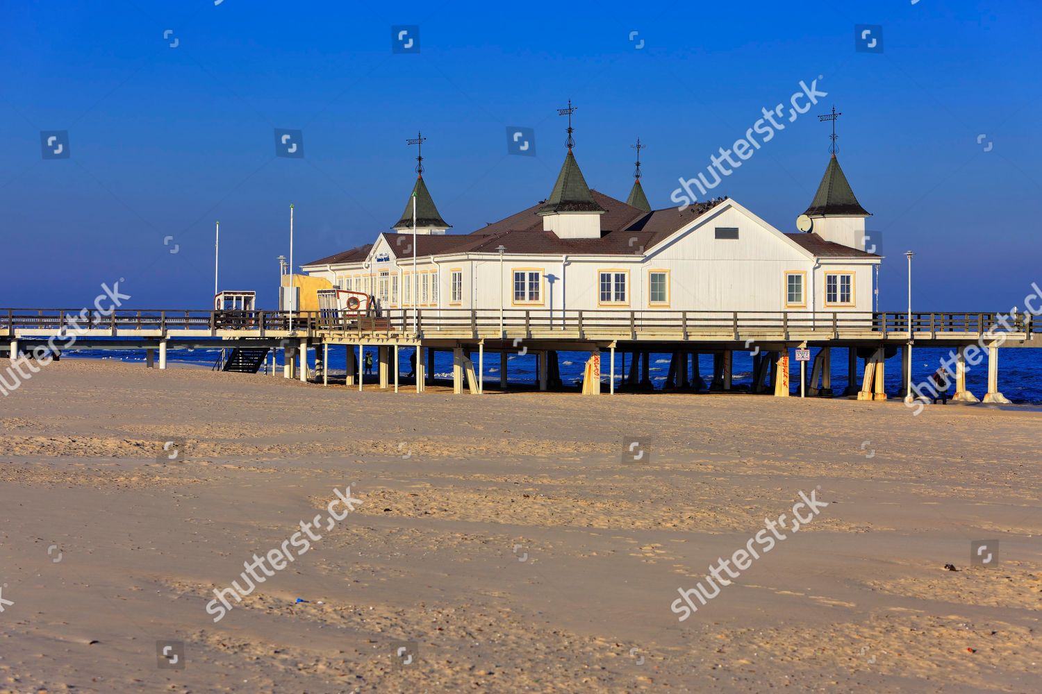 Pier Seebruecke Ahlbeck Baltic Seaside Resort Editorial Stock Photo ...