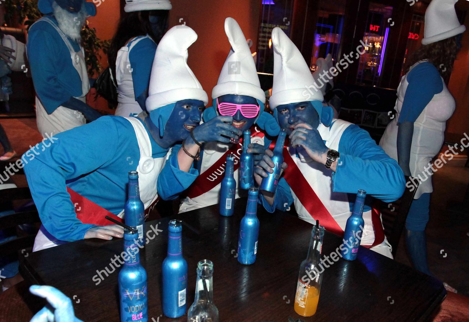 Swansea University Students Dressed Smurfs Editorial Stock Photo ...