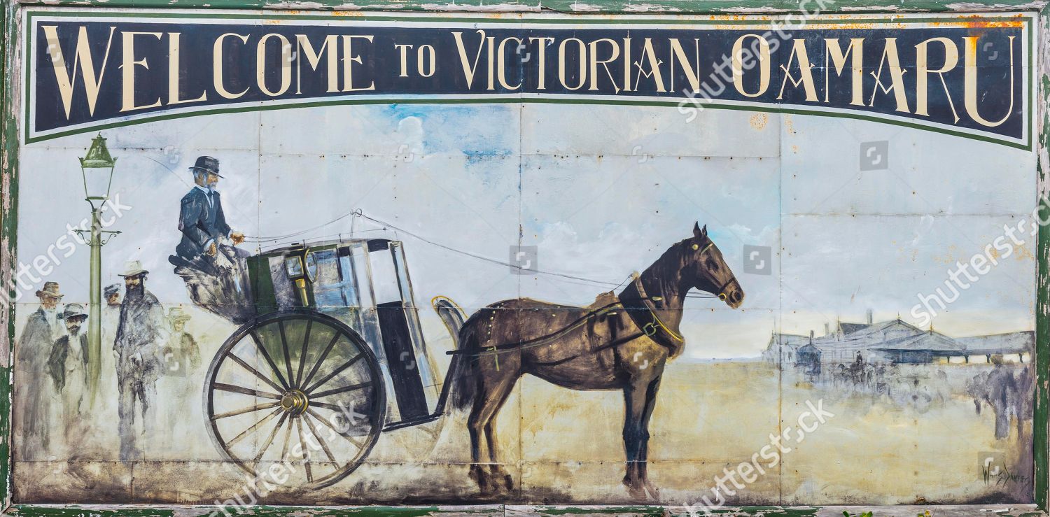 OLD SIGN HORSE CARRIAGE WELCOME VICTORIAN Editorial Stock Photo - Stock ...