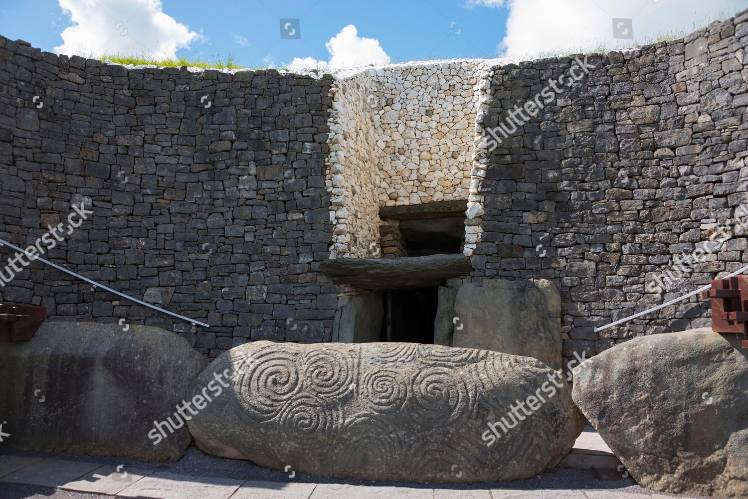 Carved Stone Block Entrance Grave Chamber Editorial Stock Photo - Stock ...
