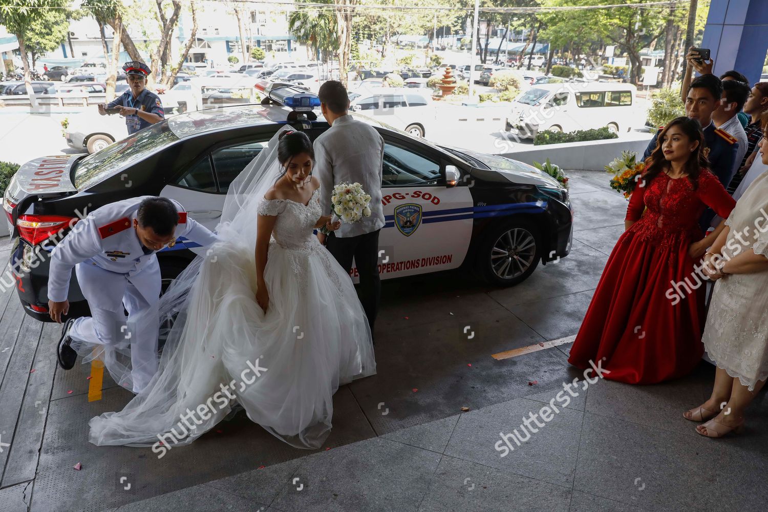 Filipino Police Officer His Fiance Arrive Editorial Stock Photo - Stock ...